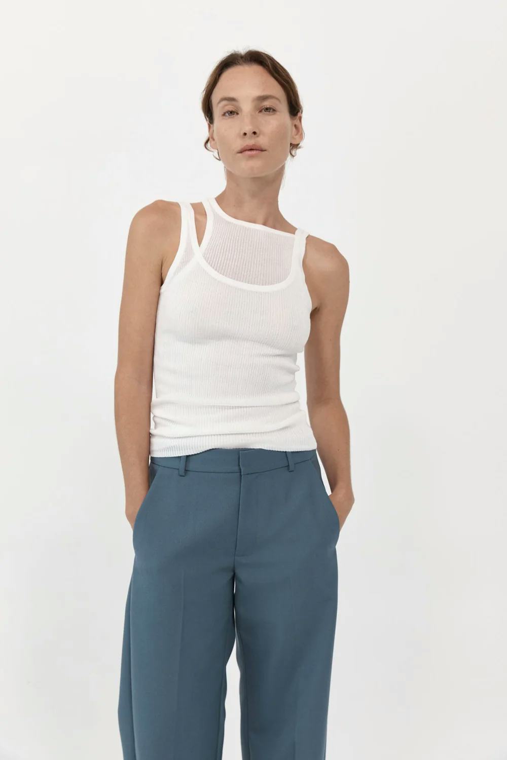 10 White Summer Tops That Go With Everything