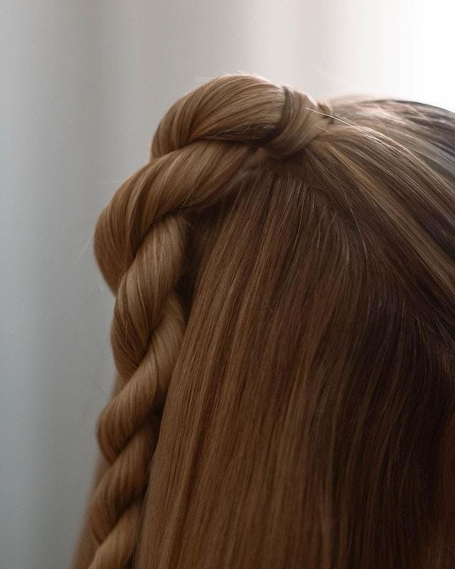 Adele's Rope Braid Hairstyle Was Designed To Match Her Custom Gown