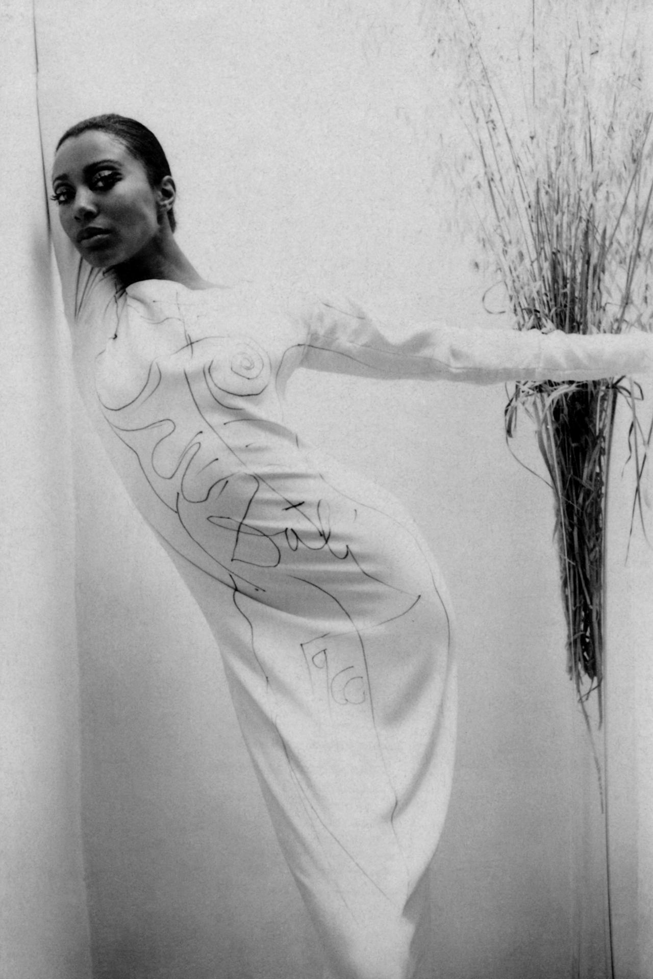 In HBO's Donyale Luna: Supermodel Documentary, a Fashion Pioneer Gets ...