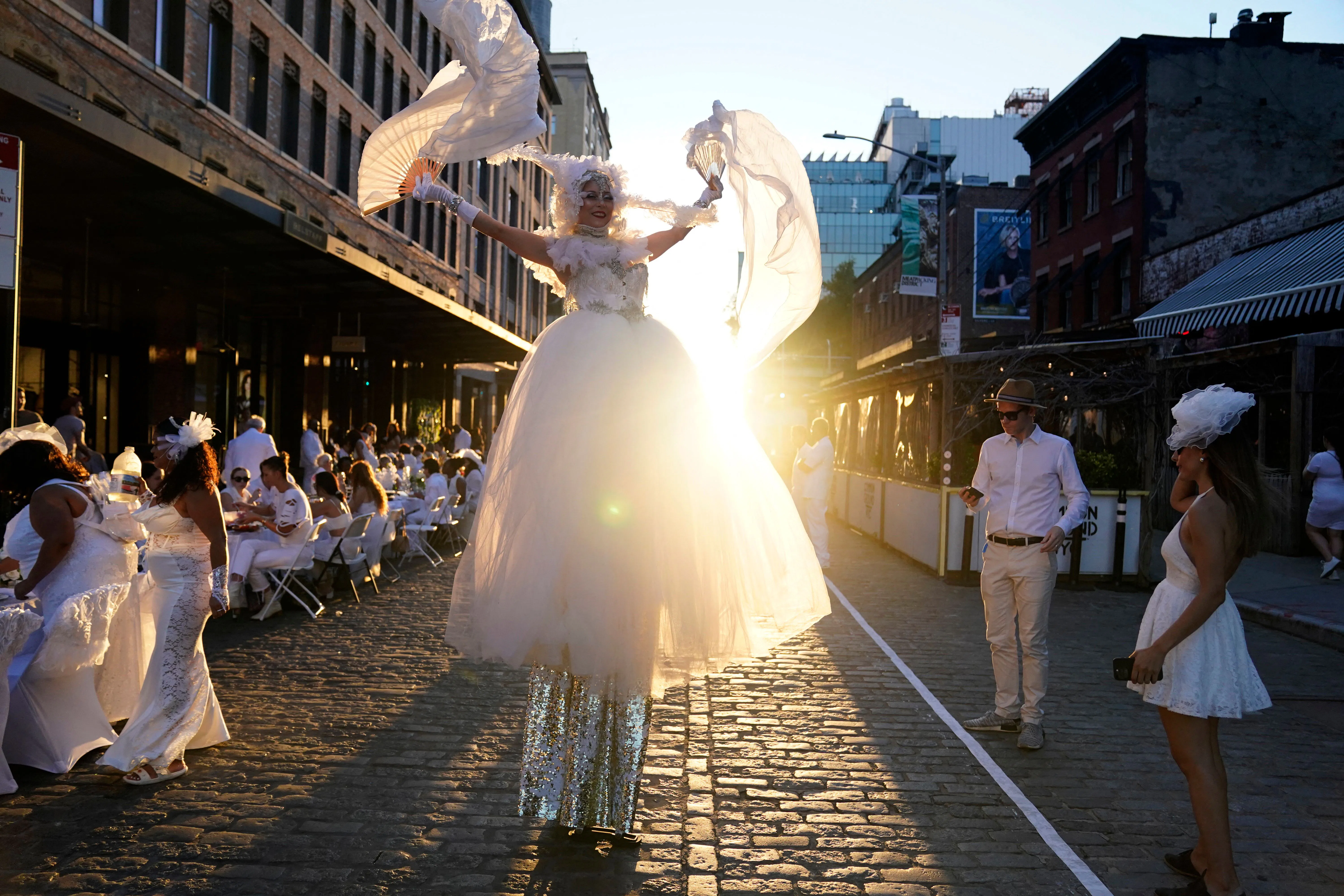 Is Dîner en Blanc Worth It? A Breakdown Of The Famed White Party