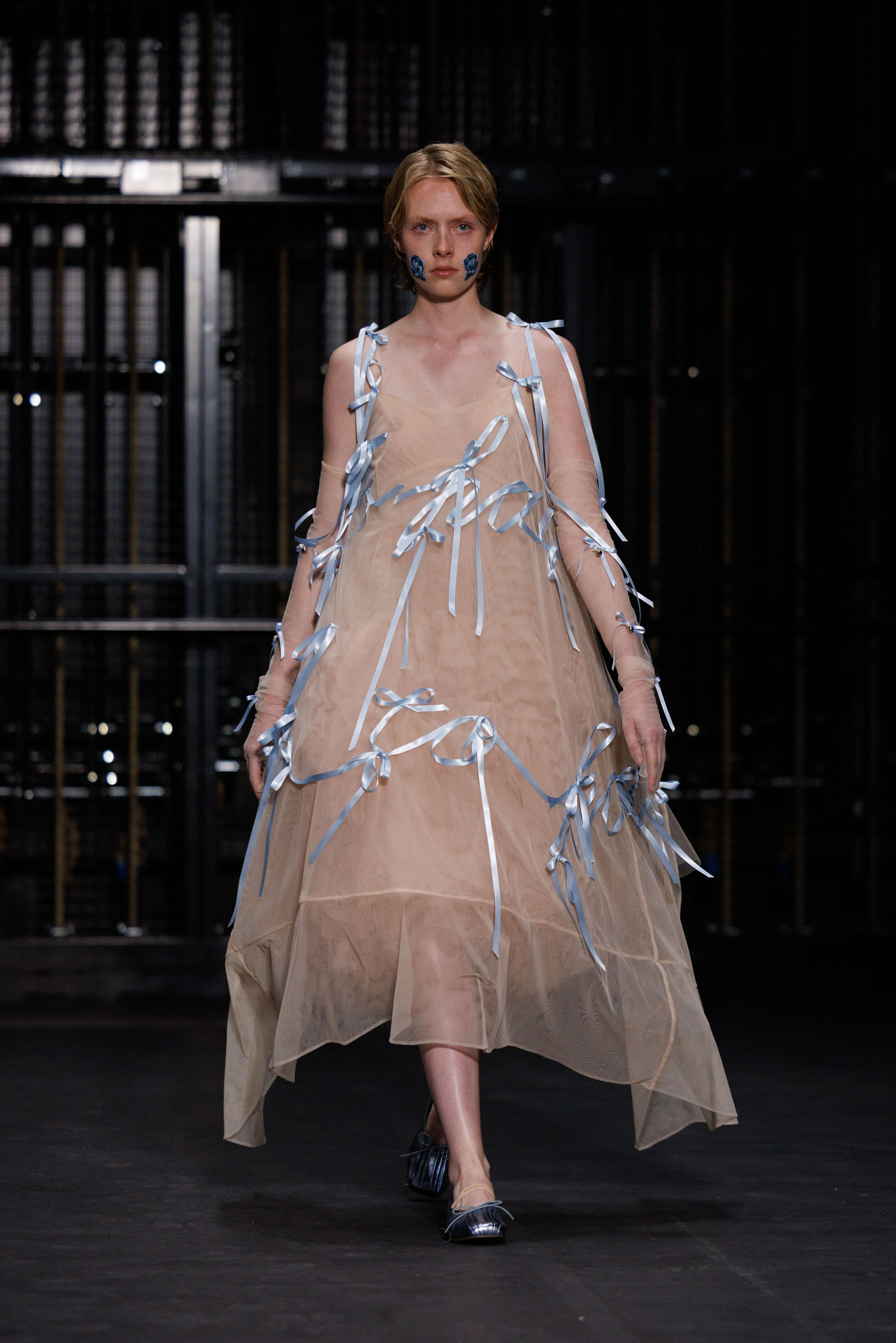 Simone Rocha's Spring/Summer 2024 Show Magnifies The Rosette Trend