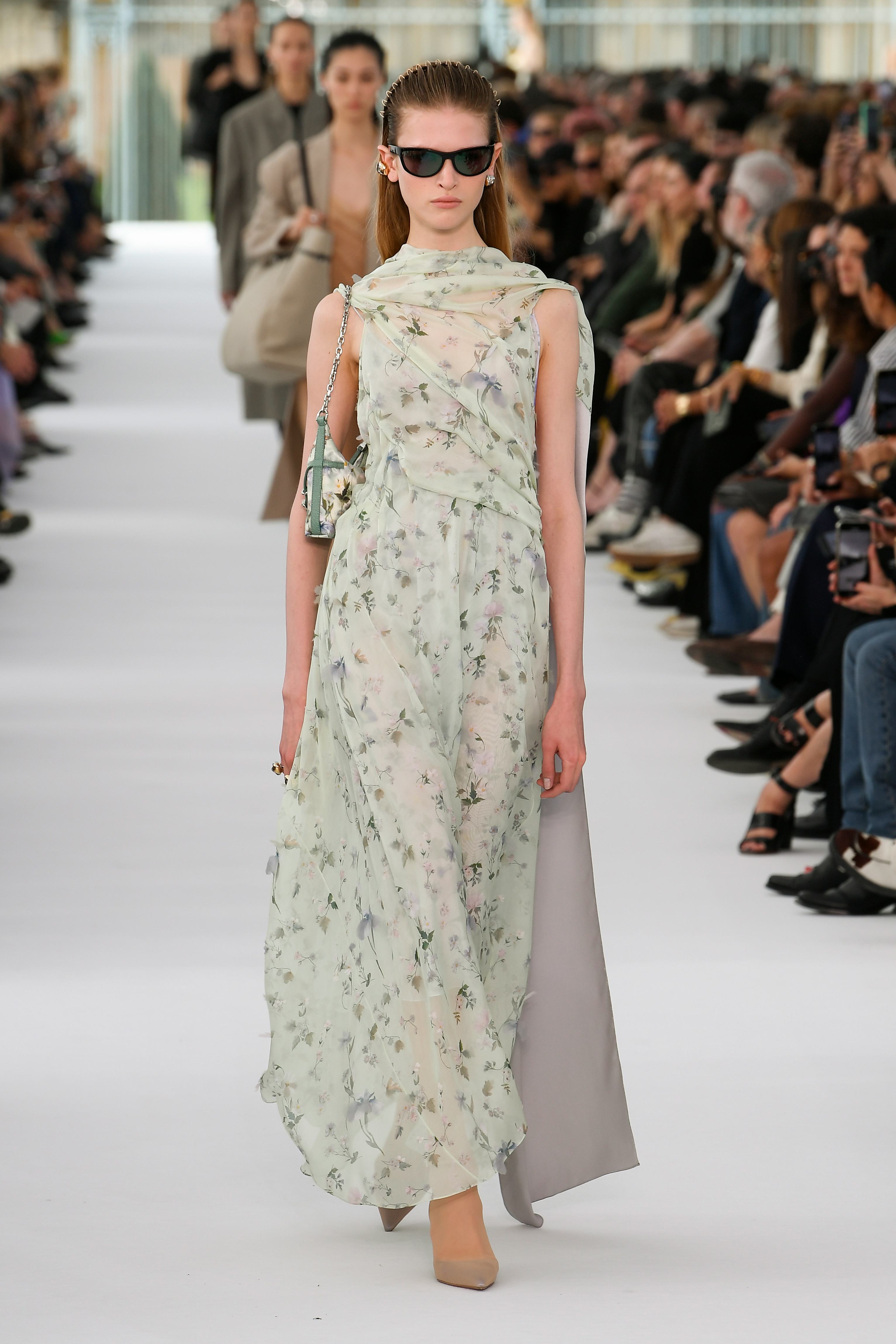 Givenchy Spring 2024 Paris Fashion Week: A New Sense of Lightness