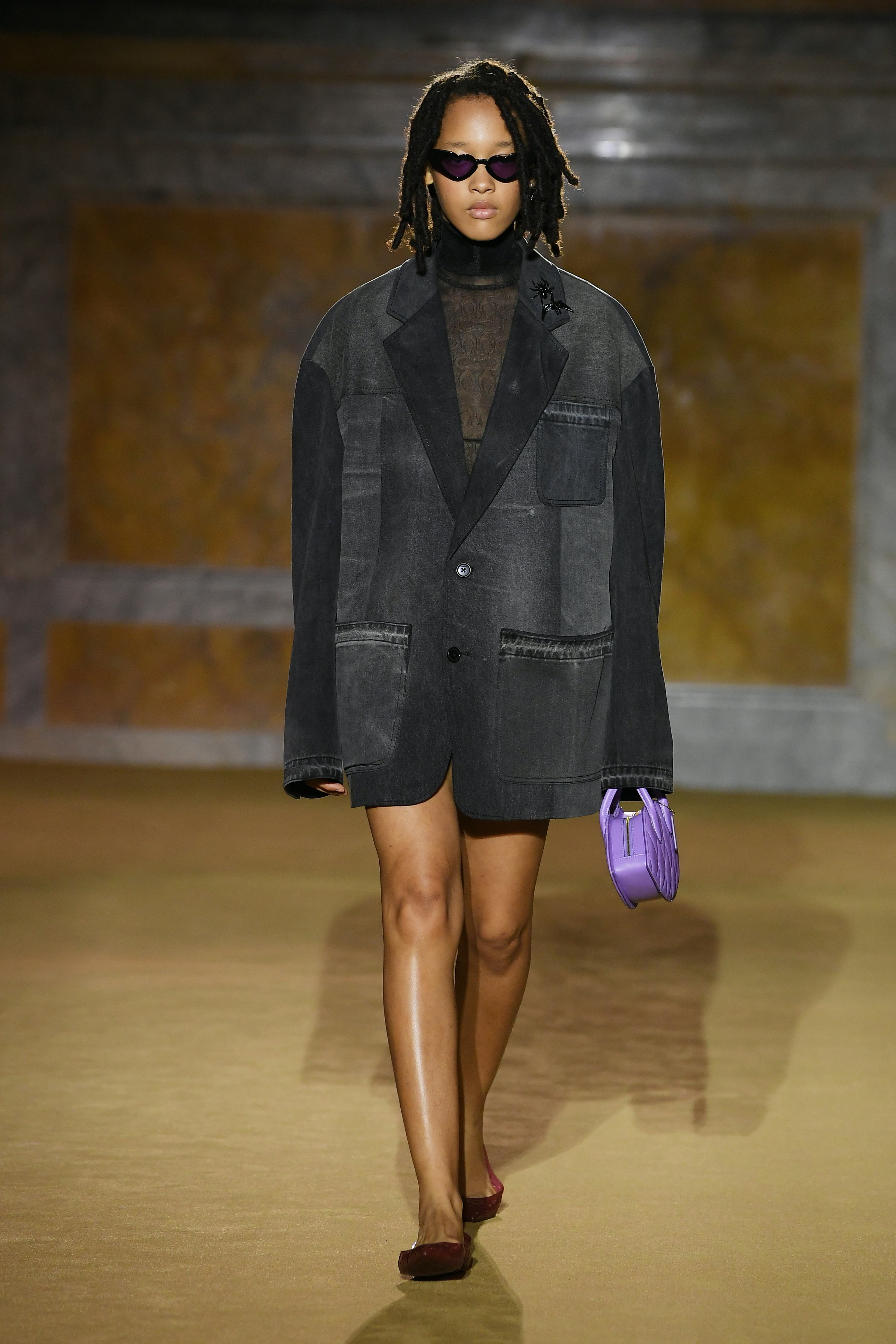 Coach's Spring/Summer 2024 Show Is An Ode To '90s NYC Fashion