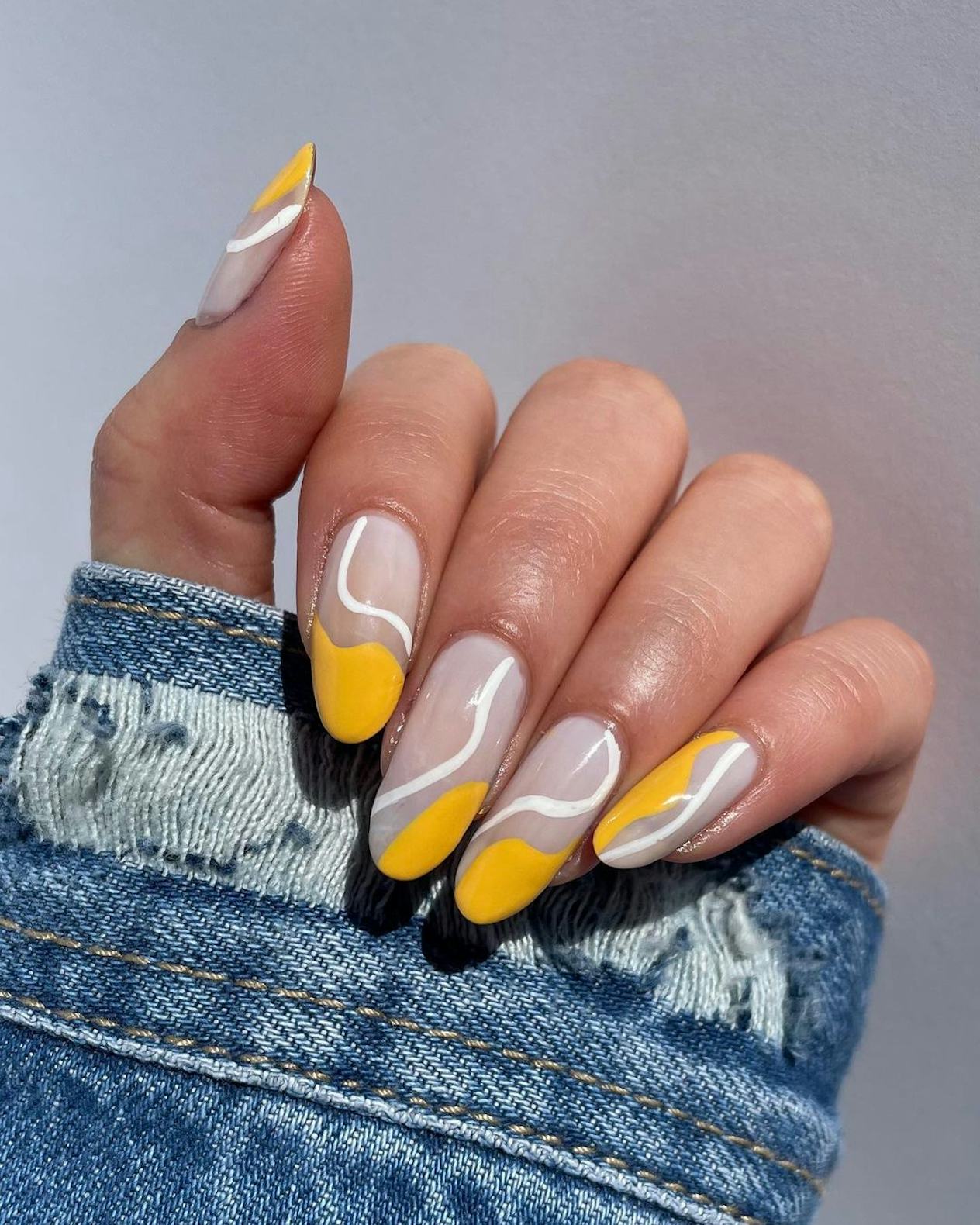 11 Football-Inspired Nail Designs That Are Anything But Cheugy