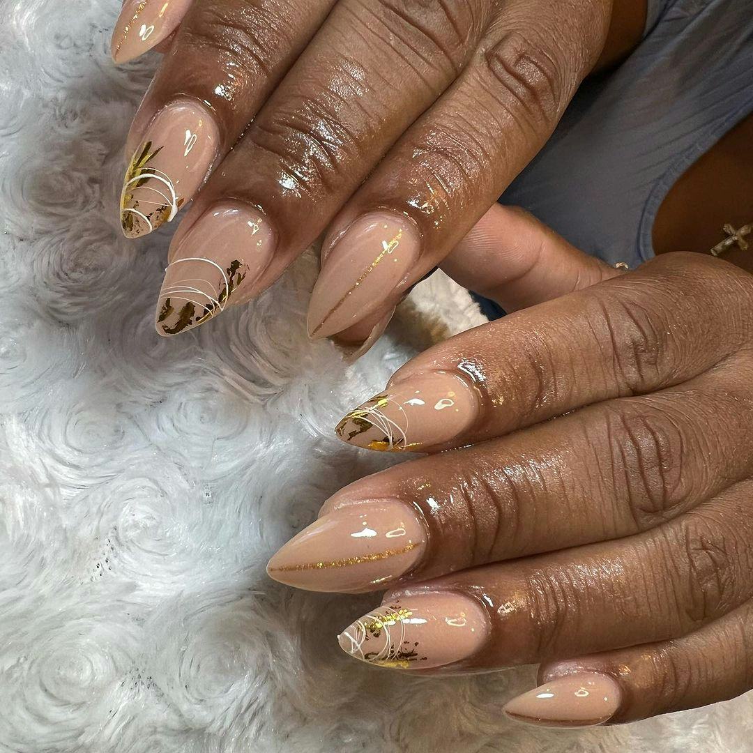 11 Football-Inspired Nail Designs That Are Anything But Cheugy