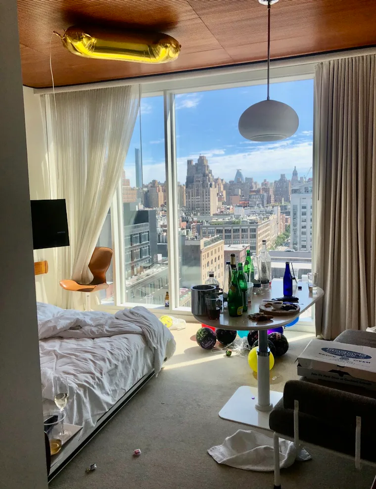 How To Throw A Hotel-Room Party