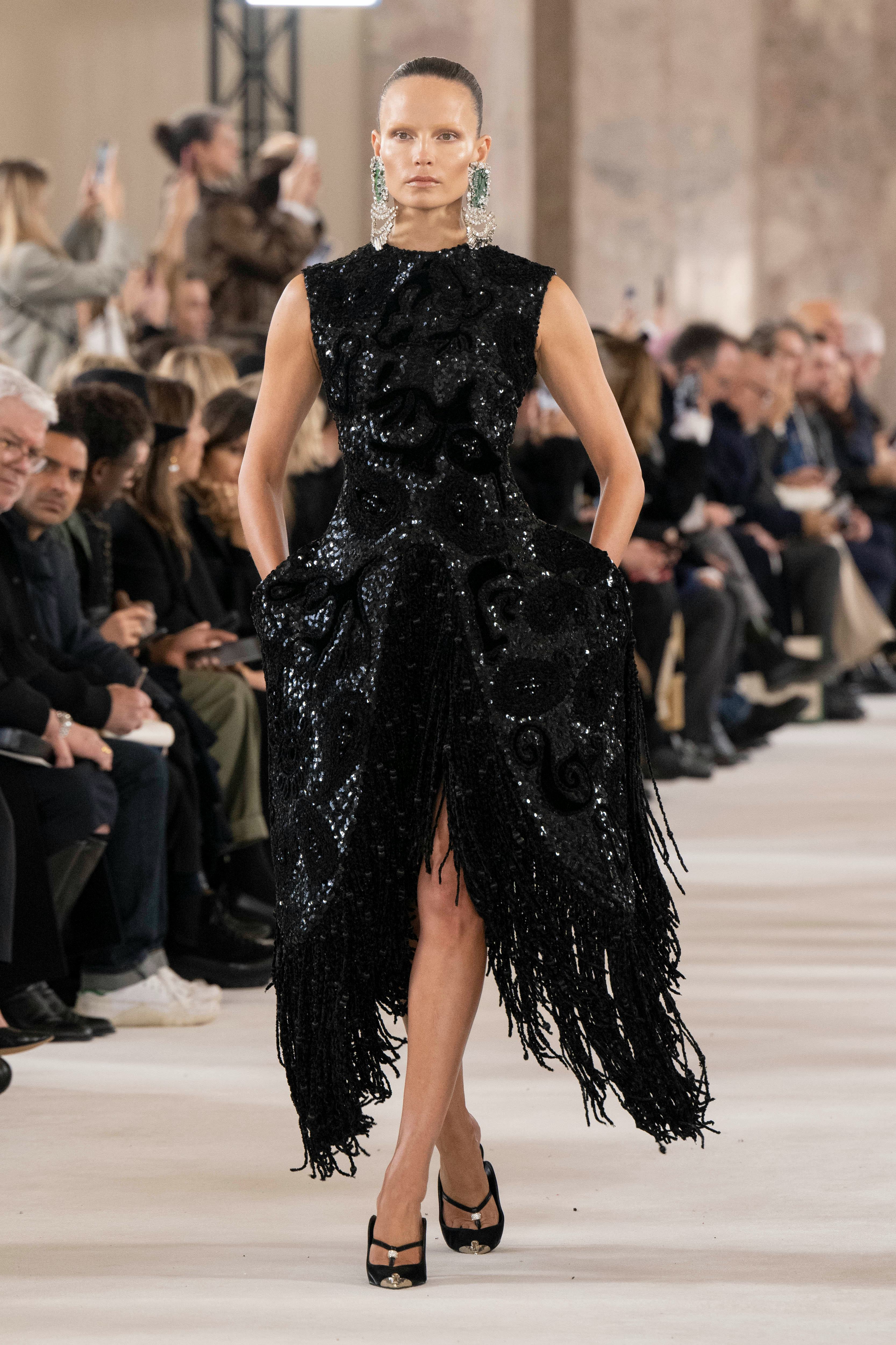 Schiaparelli Couture Spring 2024 Review: Touching the Stars