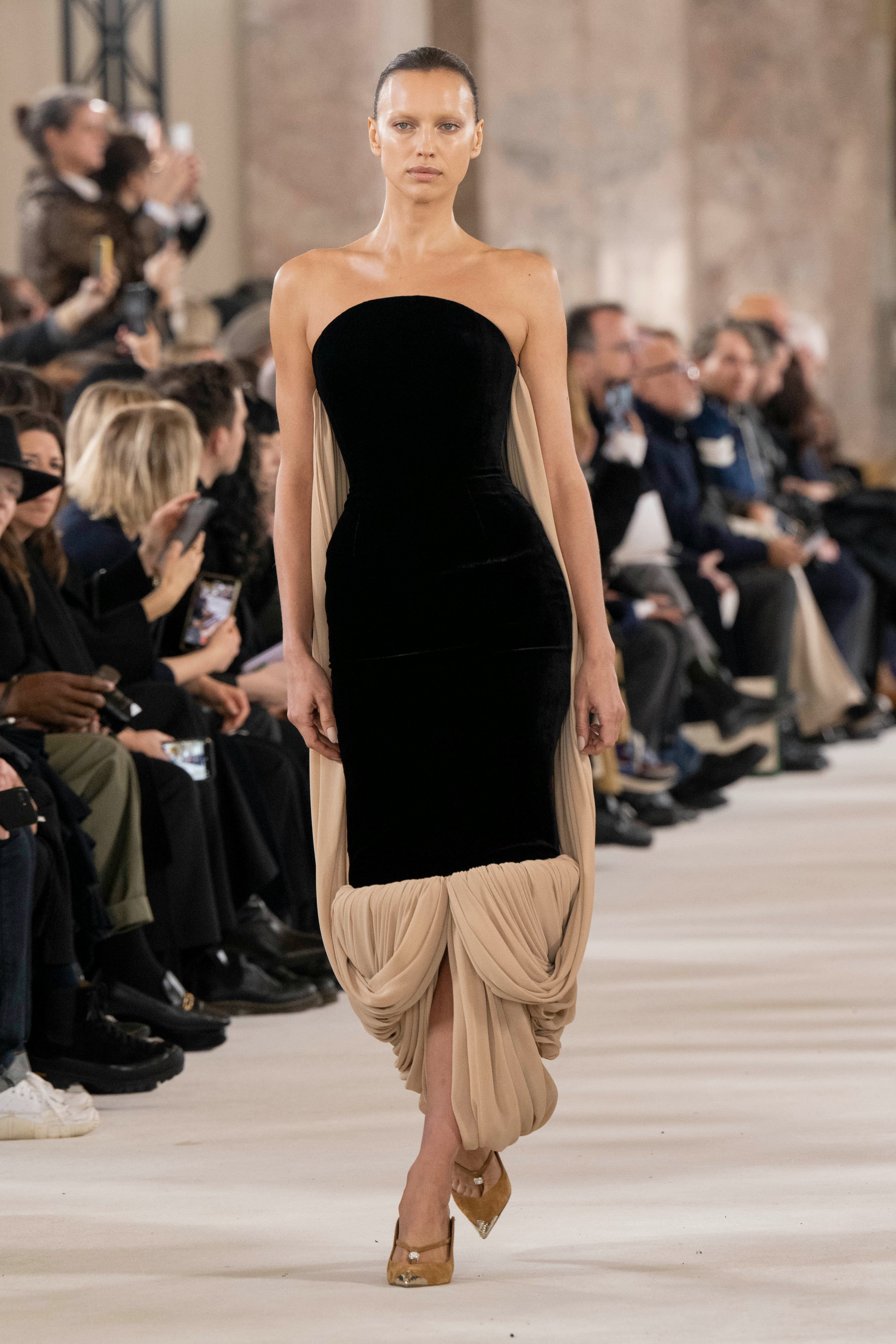 Schiaparelli Couture Spring 2024 Review: Touching the Stars