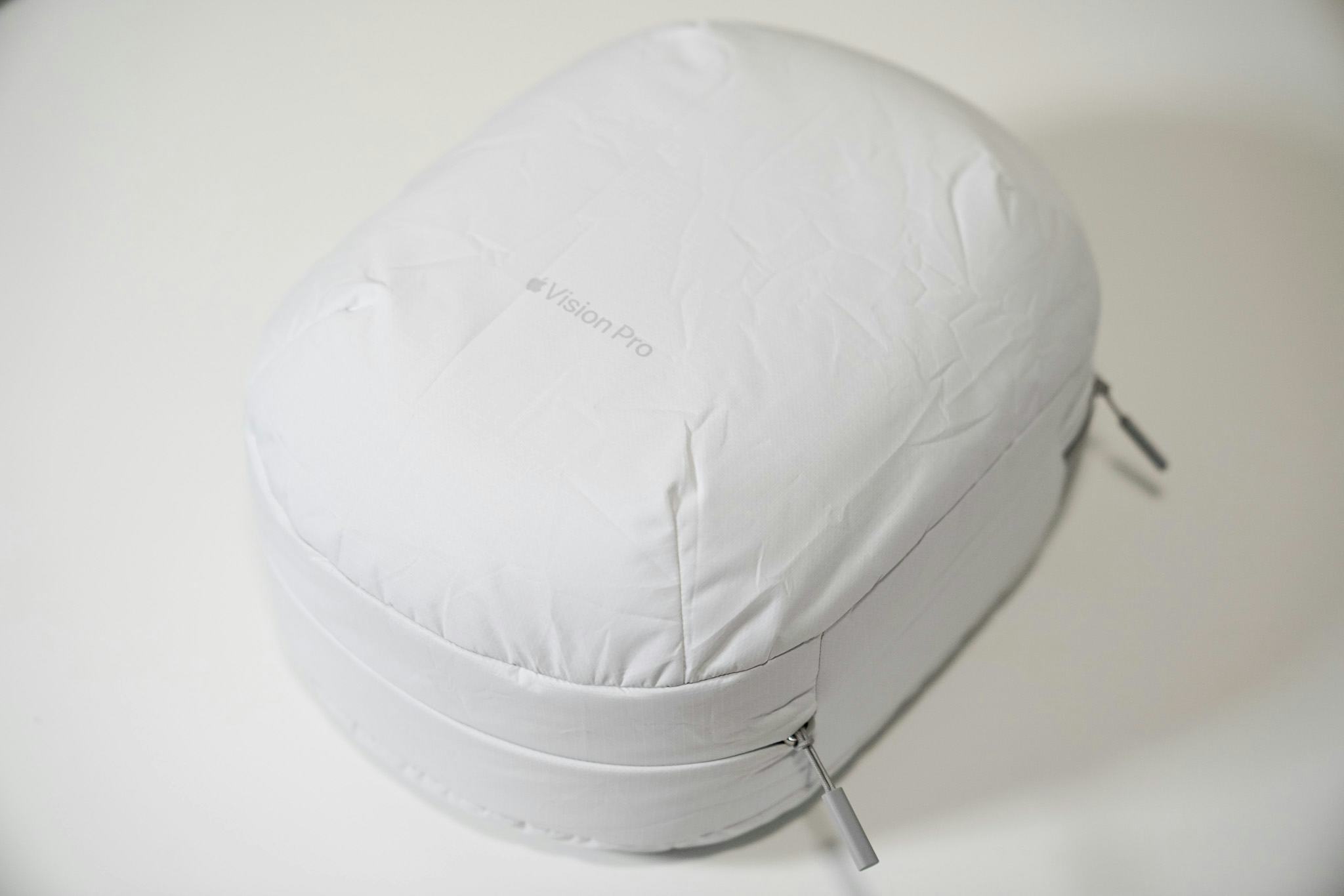 Apple Vision Pro Unboxing: All the Secrets We Just Discovered