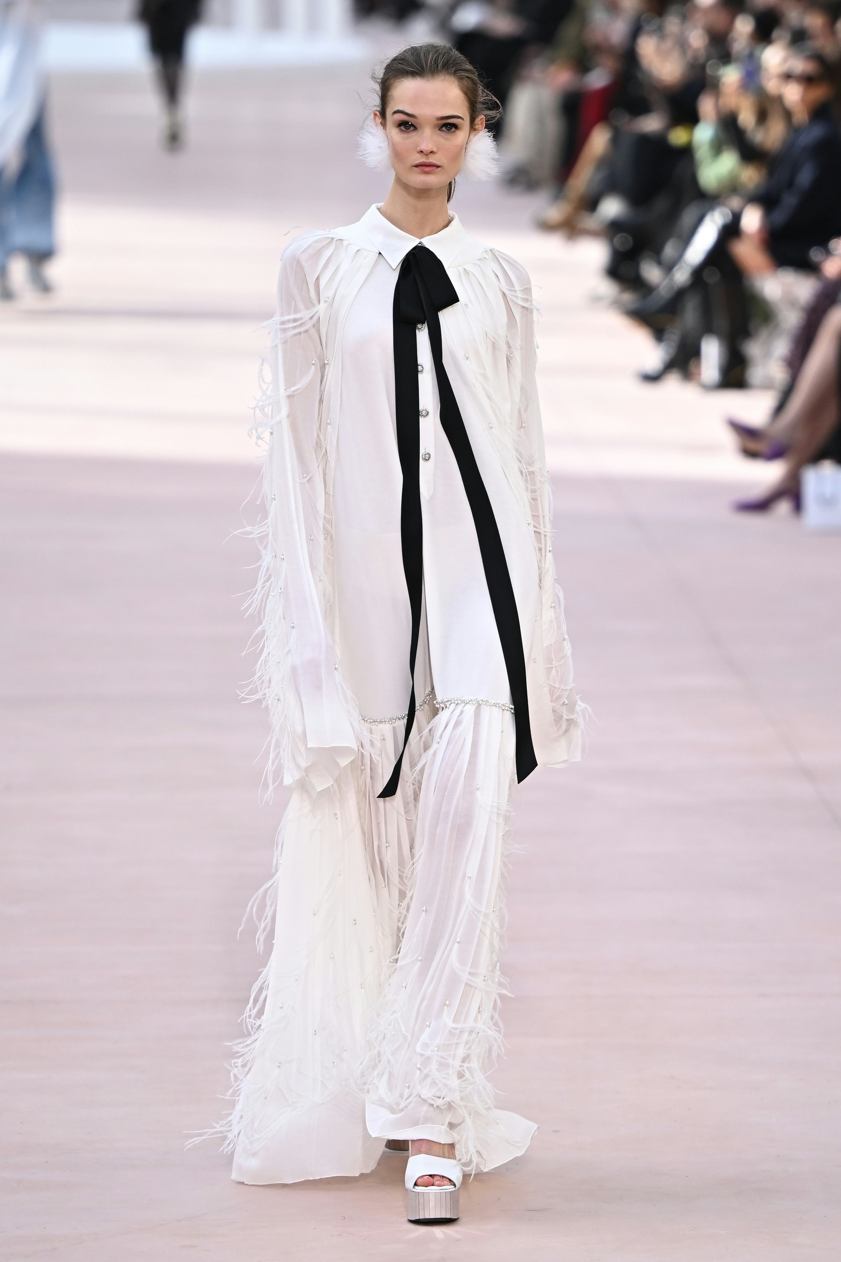 The Best Looks of Paris Fashion Week Spring 2025