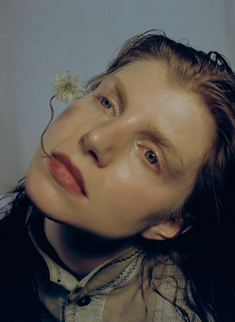 Hayley Williams Interviews Elke, Her "Favorite Artist"