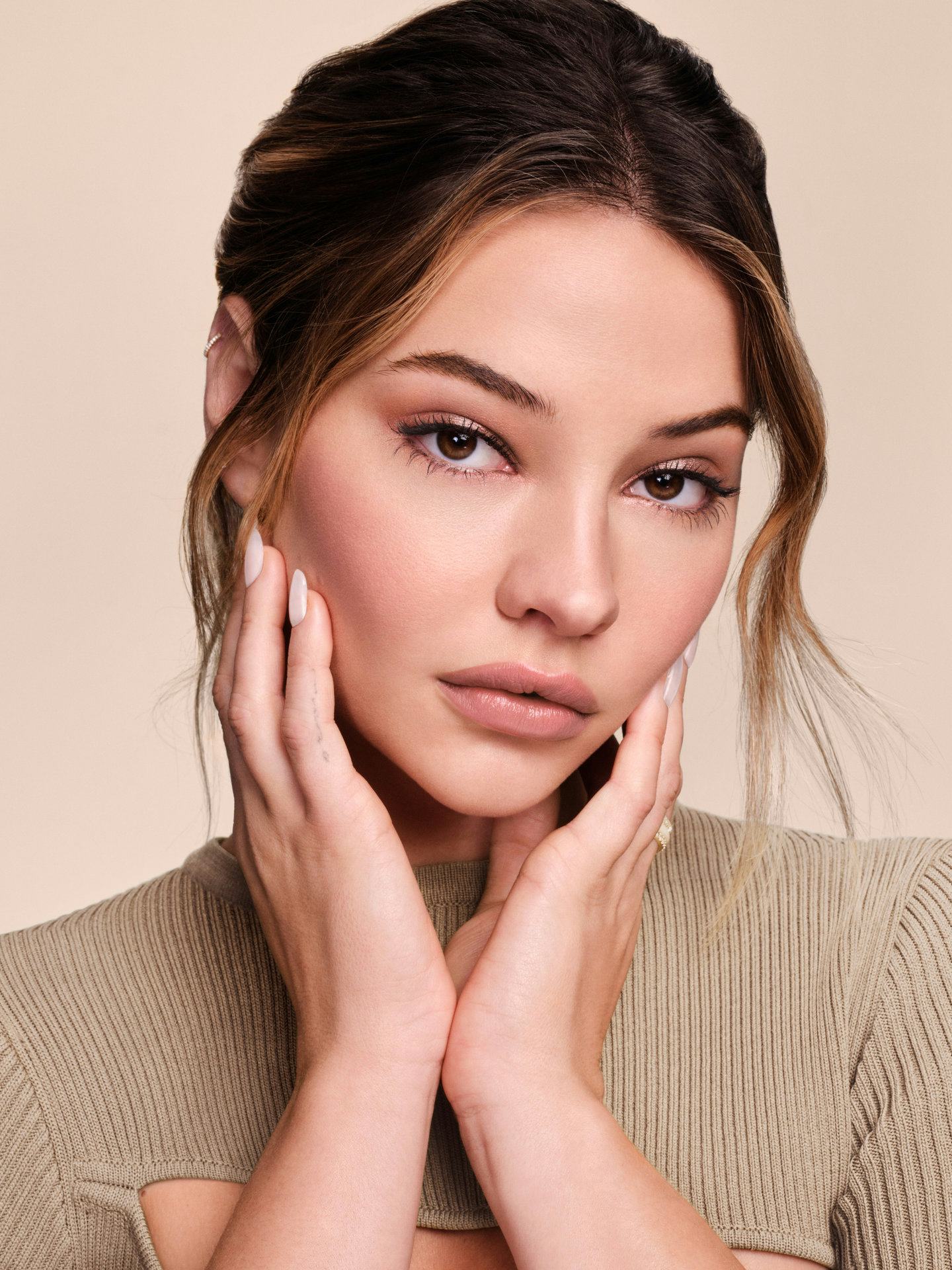 Madelyn Cline On Her Favorite Beauty Products & Fall Aesthetic