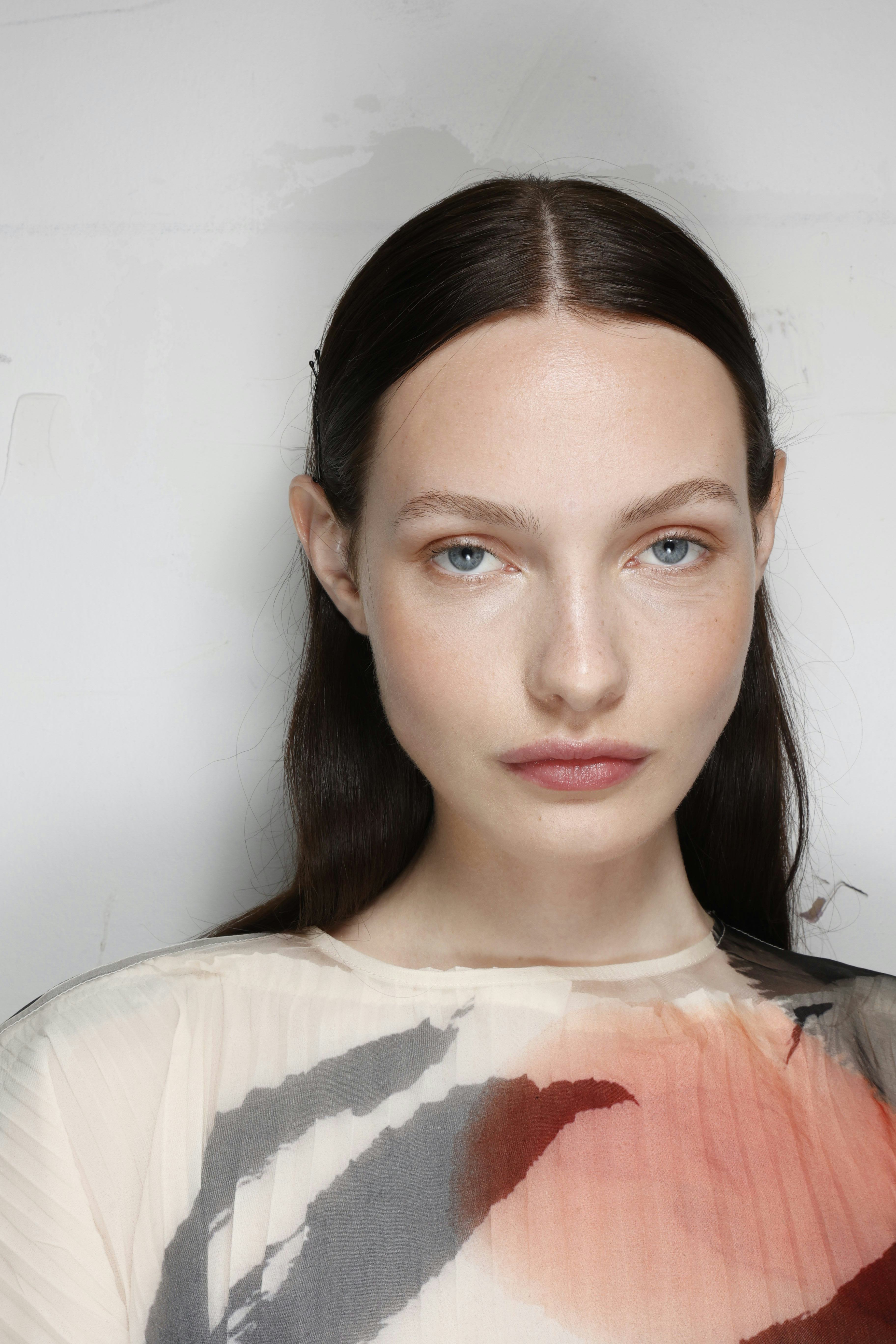 The 14 Best Beauty Trends From the Spring 2025 Runways