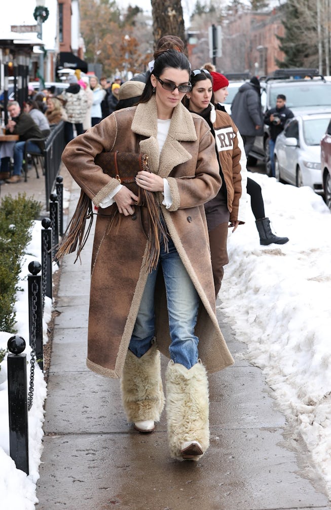 A Fashion Girl's Guide To Wearing Winter Boots