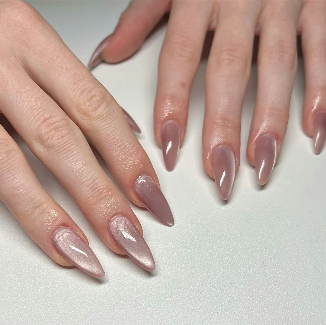 “Glass Nails” Are Winter’s Most Mesmerizing Manicure Trend