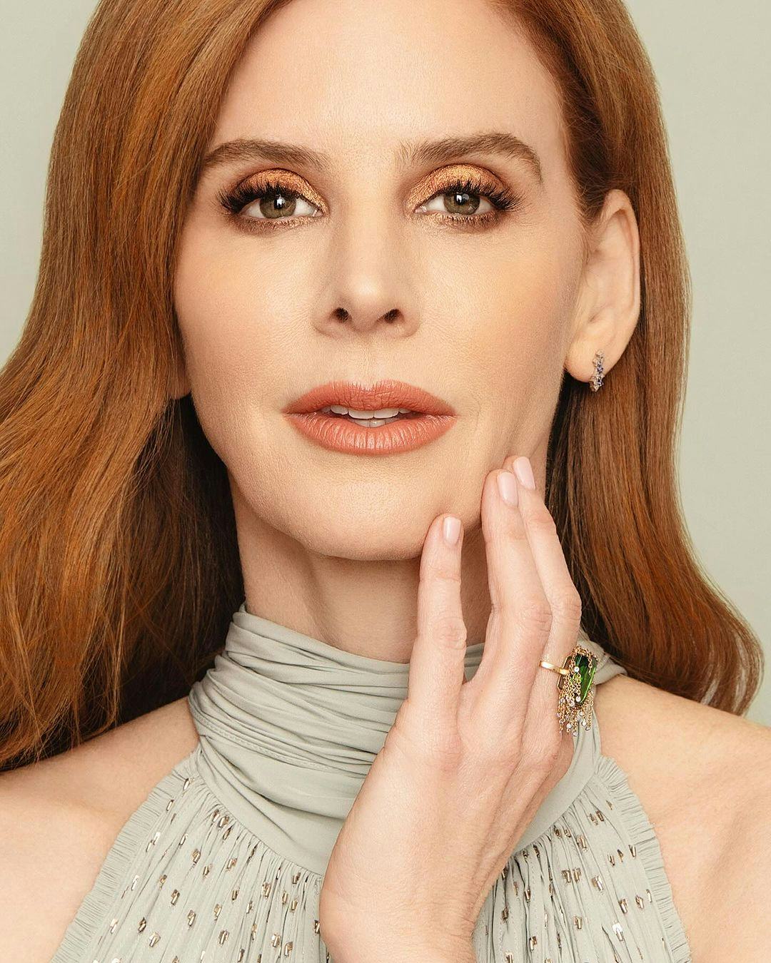 Sarah Rafferty's Beauty Routine Is Refreshingly Intuitive