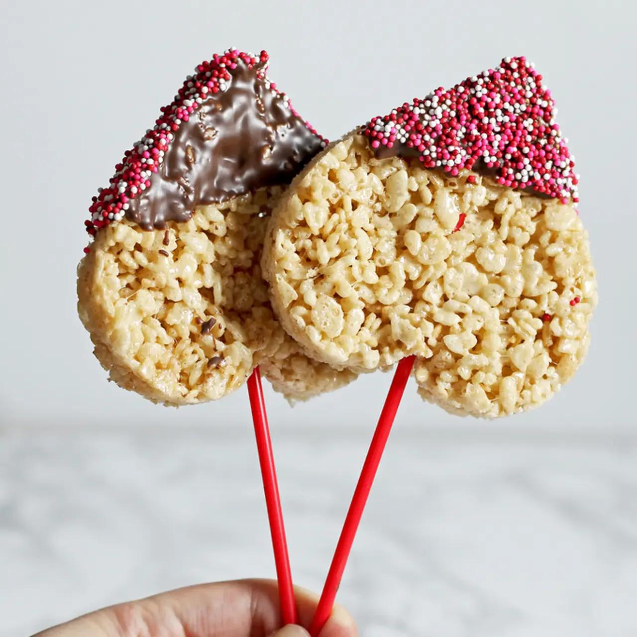 15 Valentine's Day Classroom Snack Ideas & Recipes, If You're On Party Duty