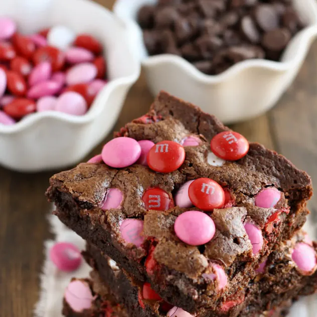 15 Valentine's Day Classroom Snack Ideas & Recipes, If You're On Party Duty