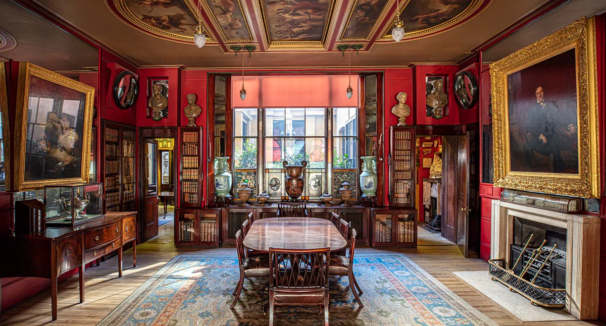 The Insider's Guide to London: Where to Eat, Shop, Stay and More