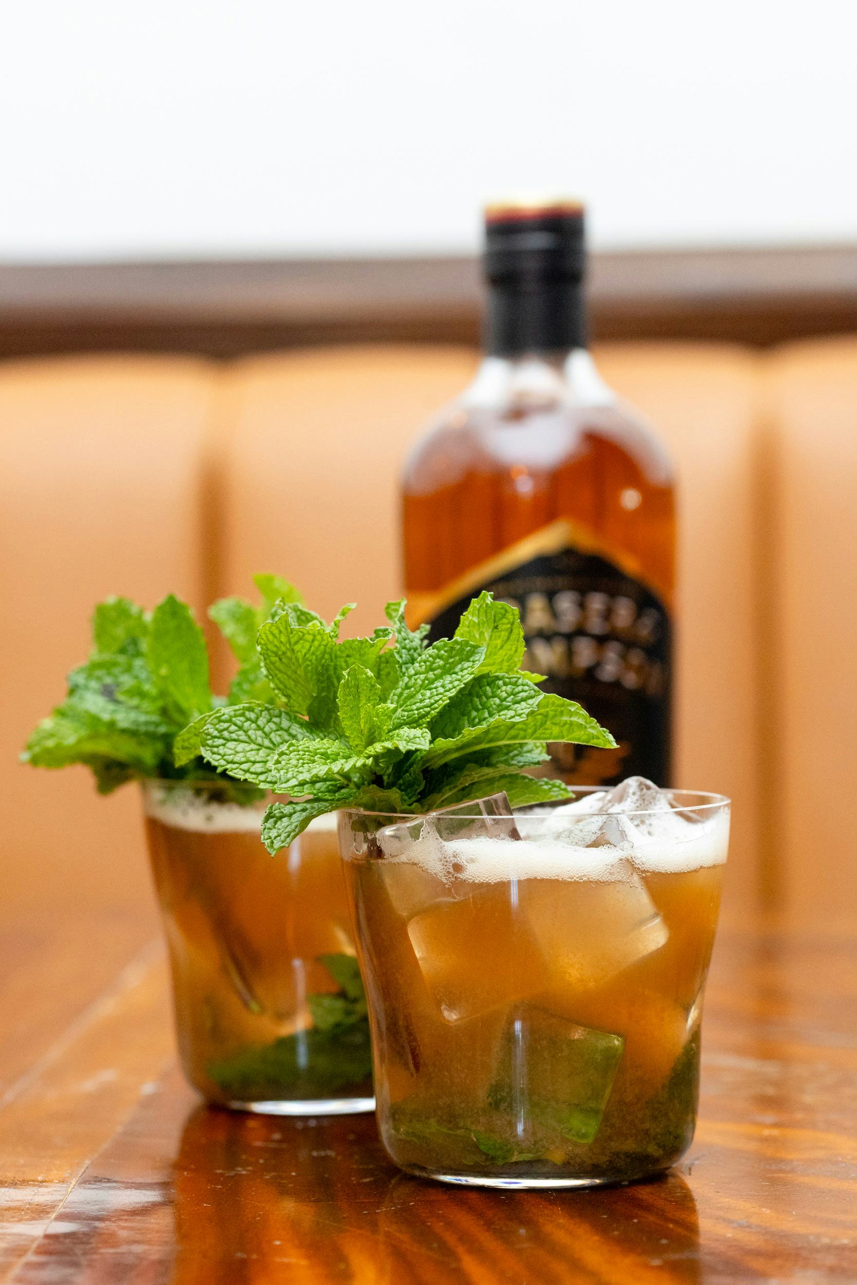 Cowboy Cocktails Are Trending For 2024 & These Recipes Are A Great ...