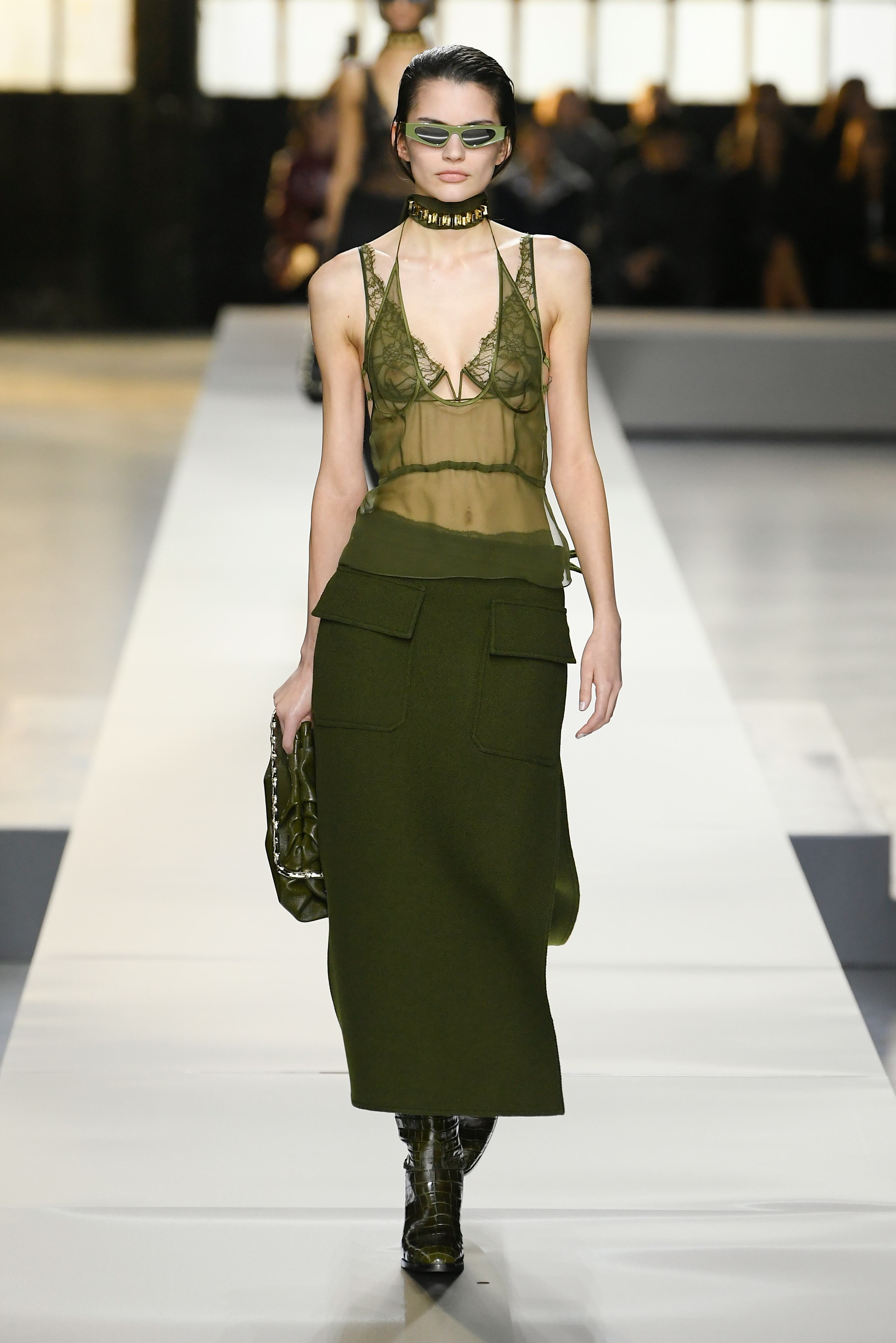 Gucci Fall 2024 Is All About the ‘Sleek-and-Chic’ Look