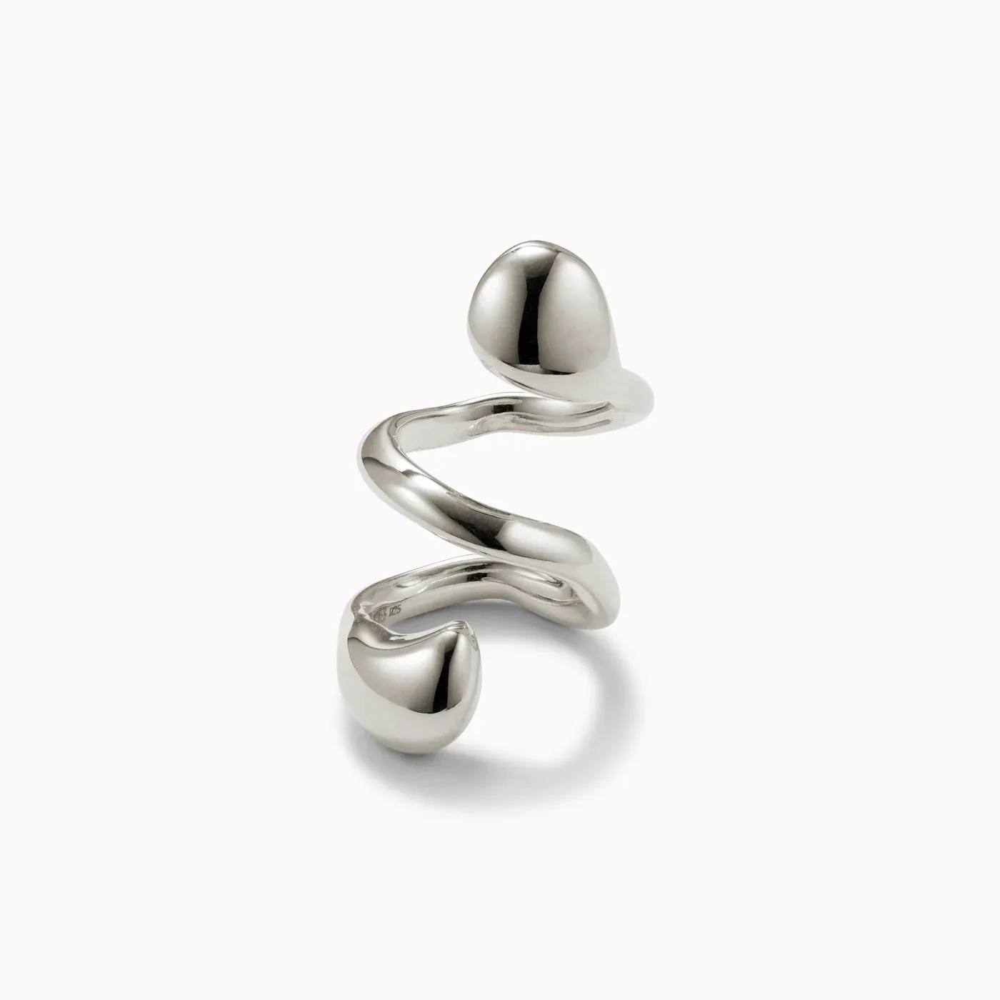The Spring 2024 Ring Trends Are All About Statement-Making Details