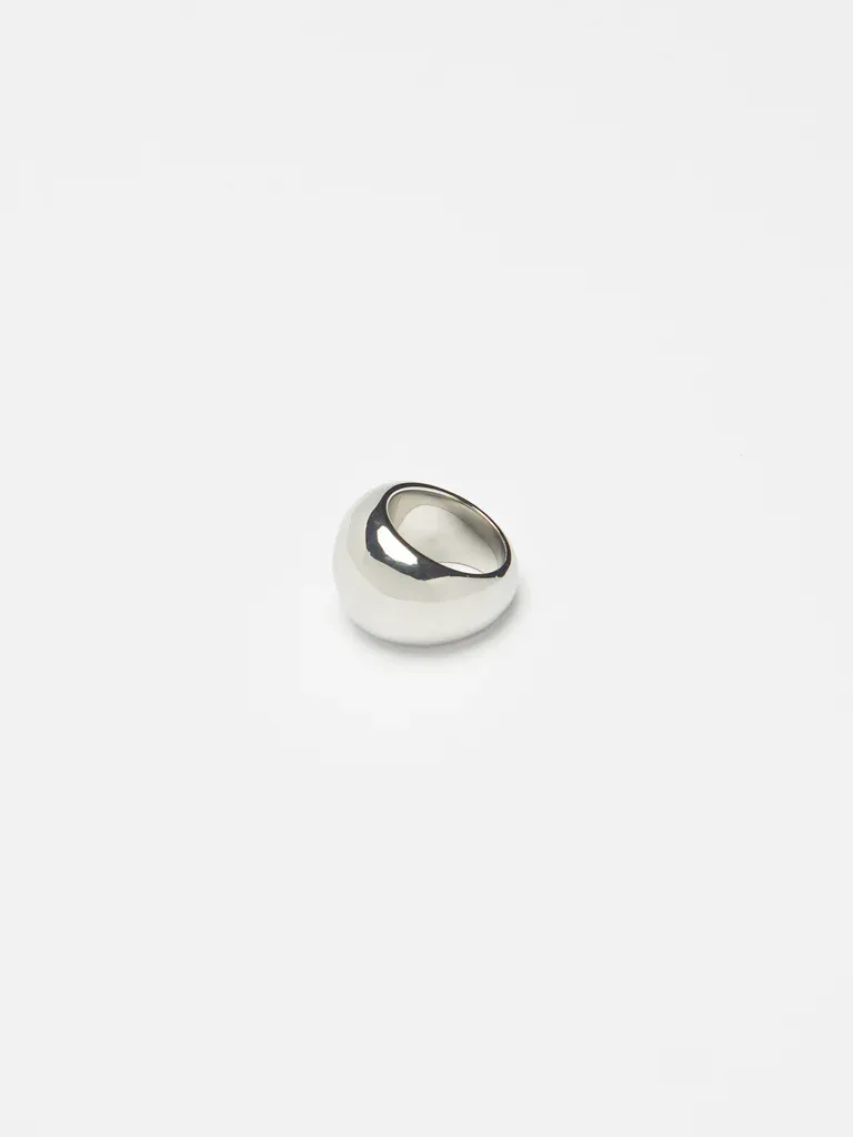 The Spring 2024 Ring Trends Are All About Statement-Making Details