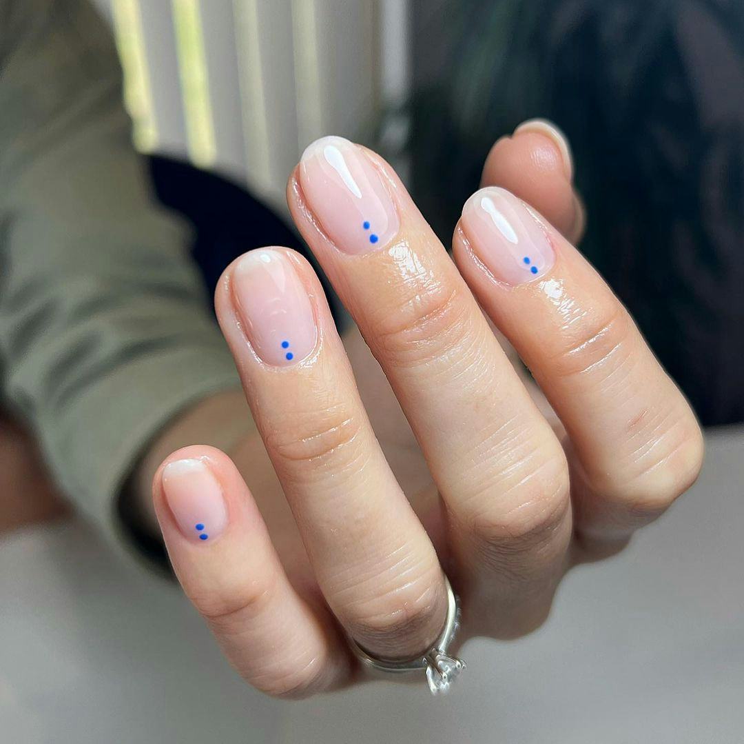 21 Blue Nail Ideas That Give Off Cool-Girl Vibes