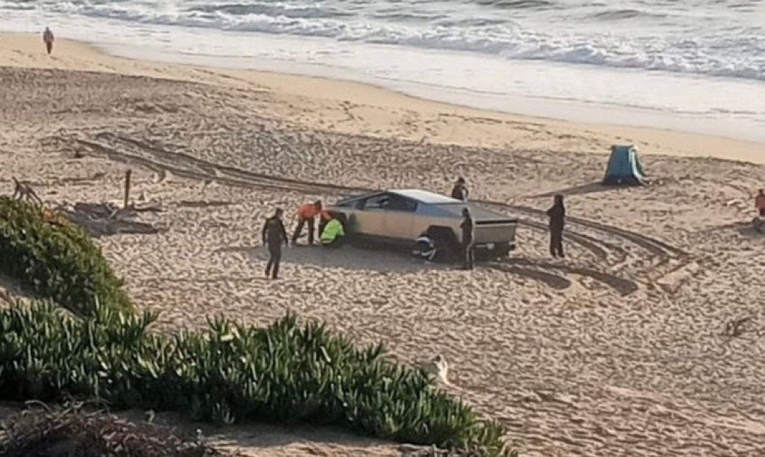 5 Cybertruck Fails That Make Tesla’s EV Pickup Look an Off-Road Joke