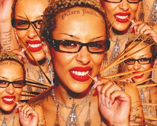 Why Are Celebrities Chewing On Toothpicks?