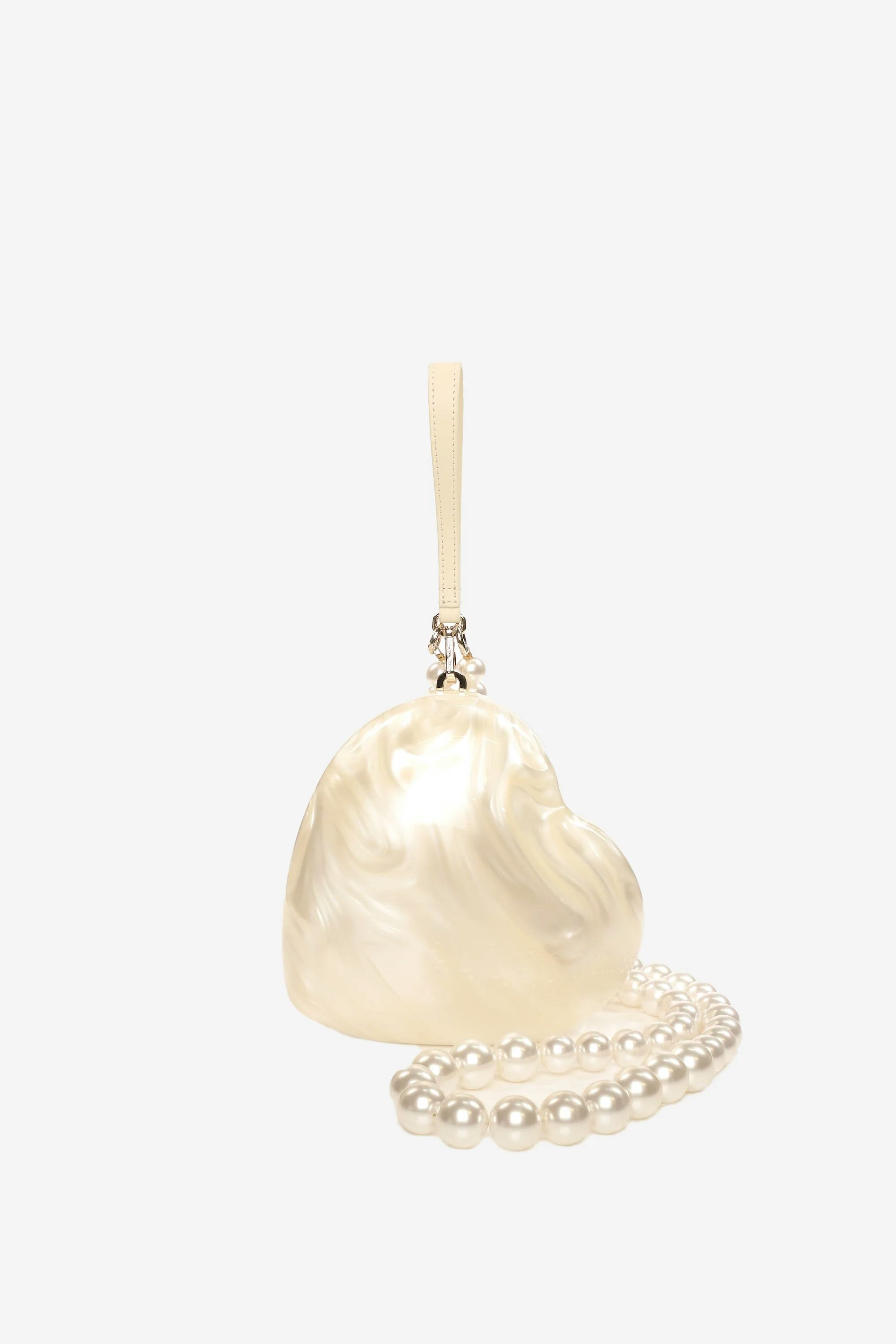 These Spring 2024 Handbag Trends Will Update Your Wardrobe Immediately