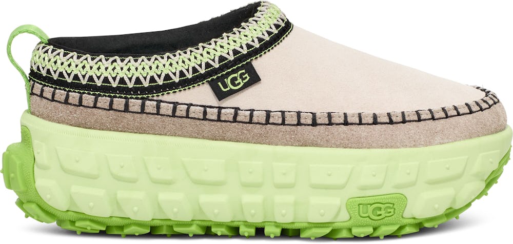 NewJeans' Hanni UGG Spring Summer 2024 Campaign Photos