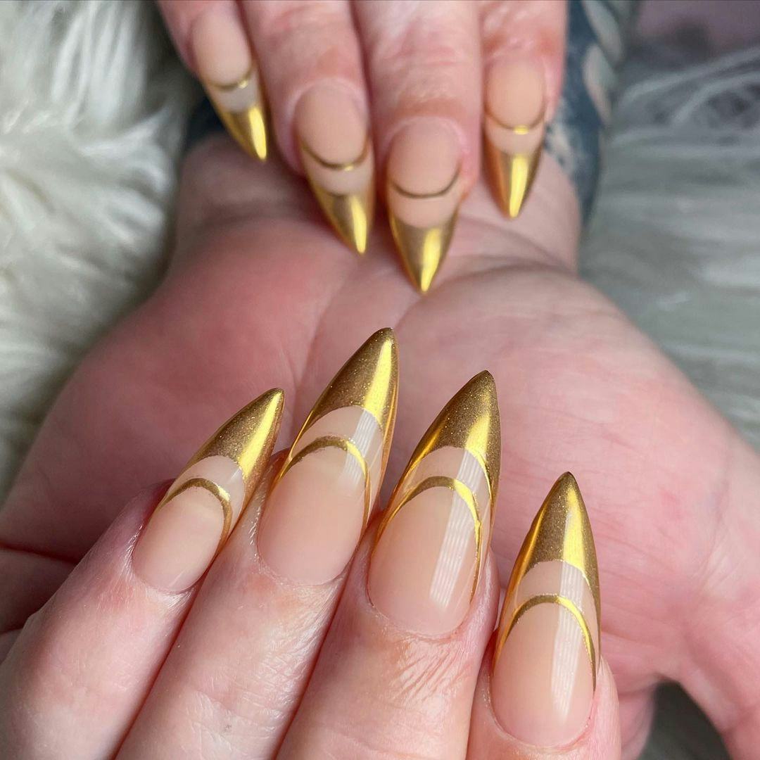 15 Yellow Chrome Nails - MANHATTAN SOCIETY