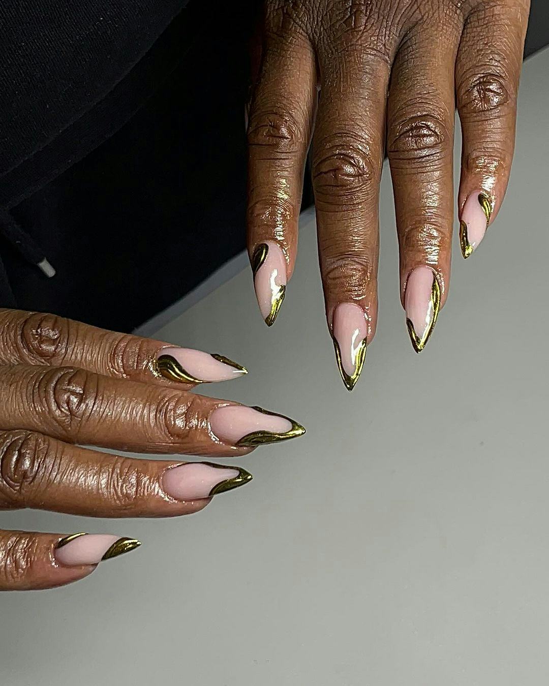 13 Gold Chrome Nail Designs That Are *So* Main Character-Coded