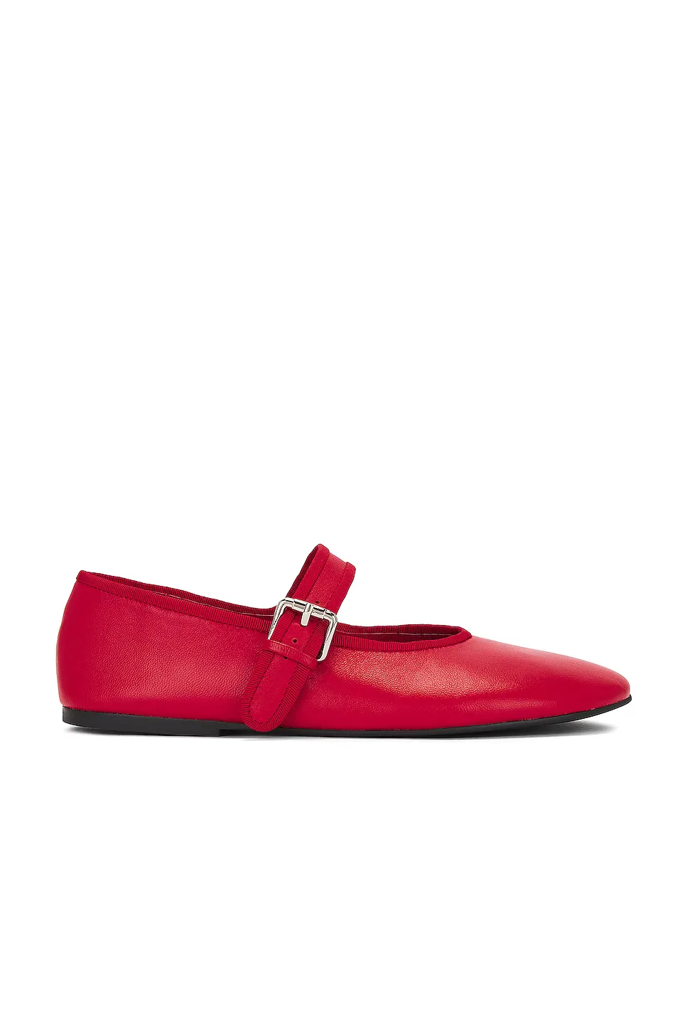 5 Spring Flats Worth Adding To Your Wardrobe This Spring