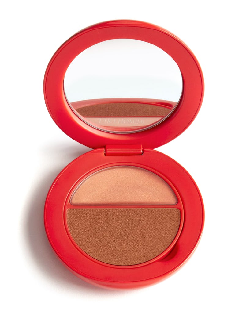 Fara Homidi's Essential Face Compact Gives You 'Summer Skin' Year-Round