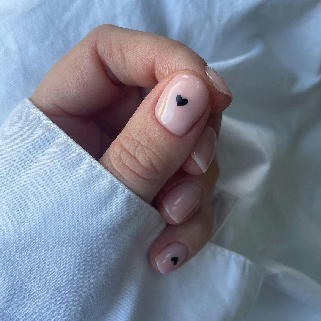 10 Simple Heart Nail Art Designs For A Soft Girl Summer