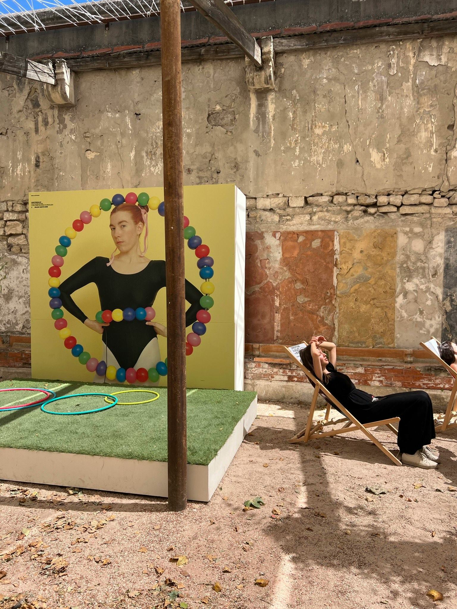 Publicist Erin Allweiss' Provence Vacation Wardrobe Consists Of Only ...