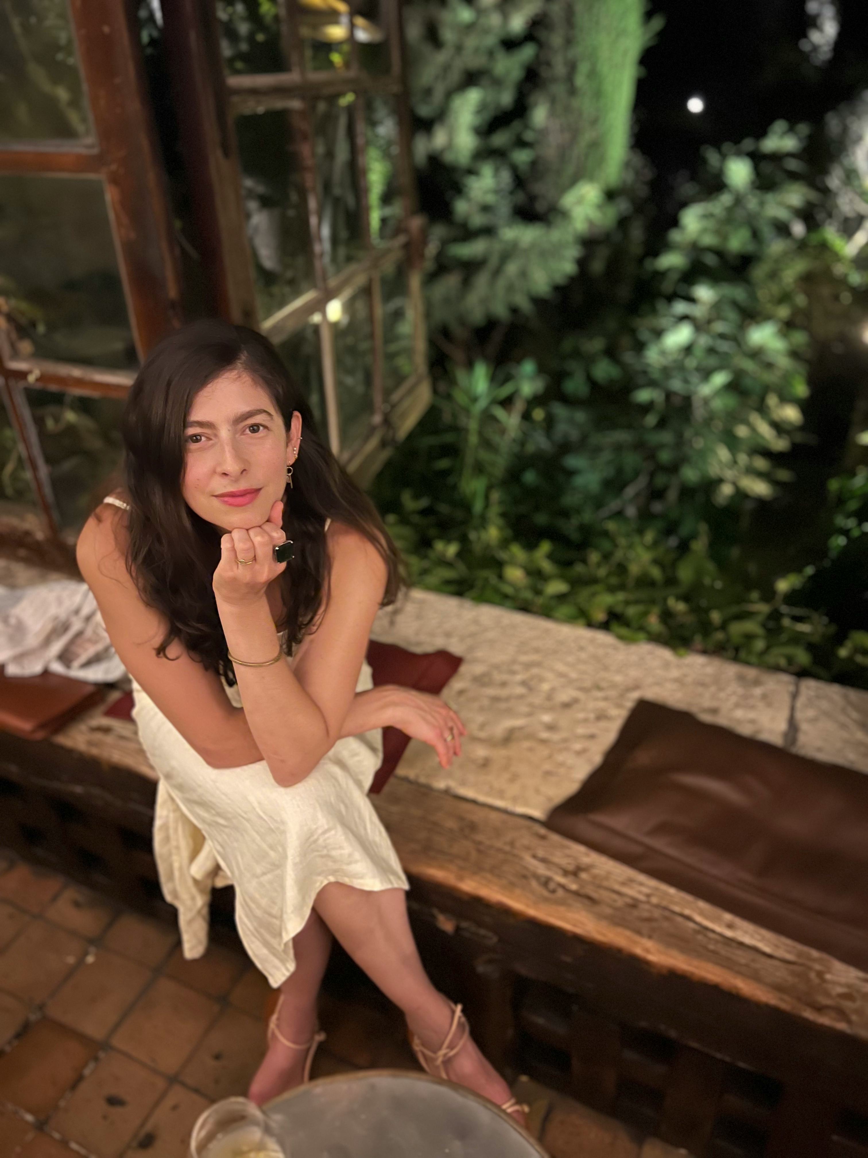 Publicist Erin Allweiss' Provence Vacation Wardrobe Consists Of Only ...