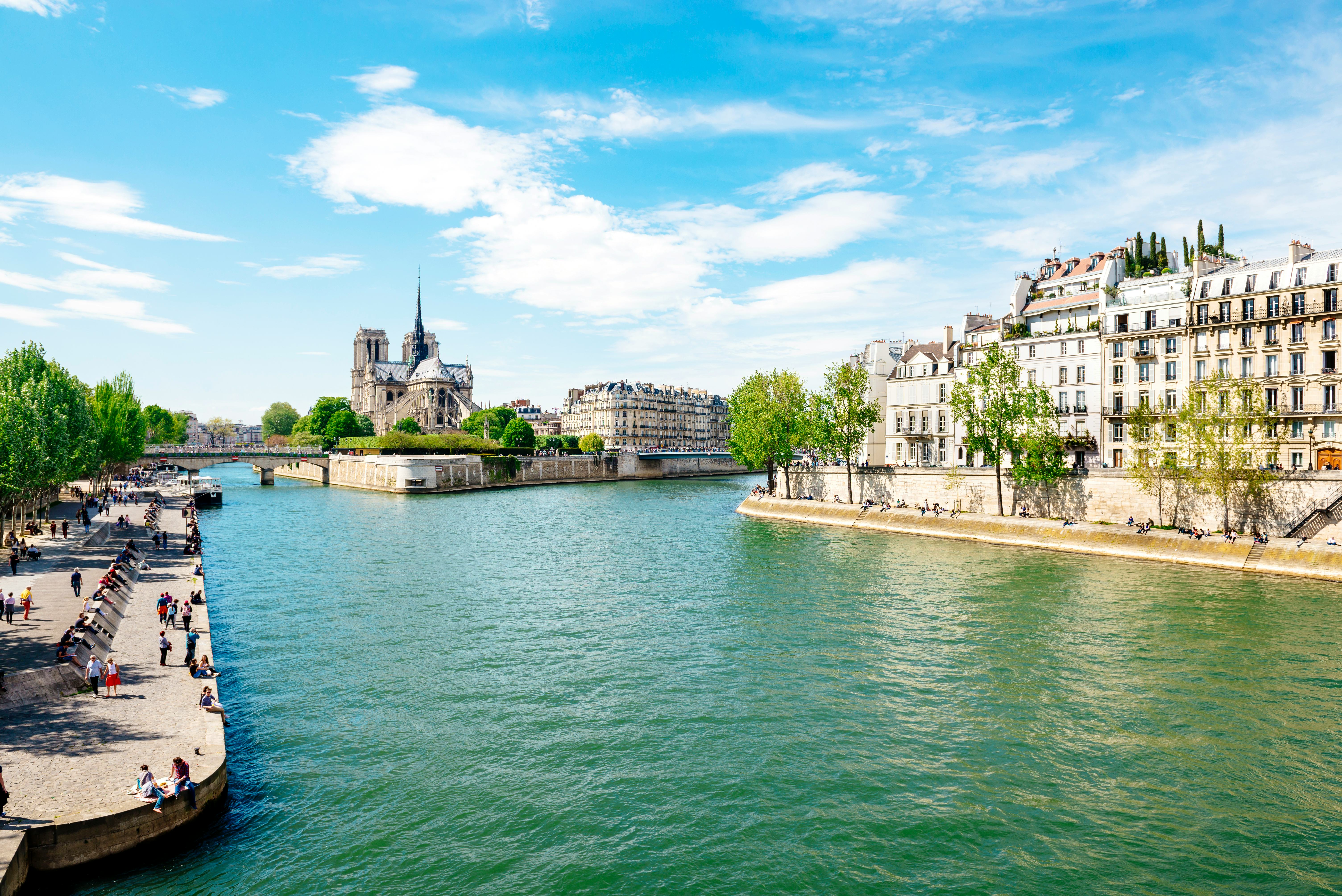 2 Days In Paris: A Weekend Itinerary On A Budget For Solo Travelers