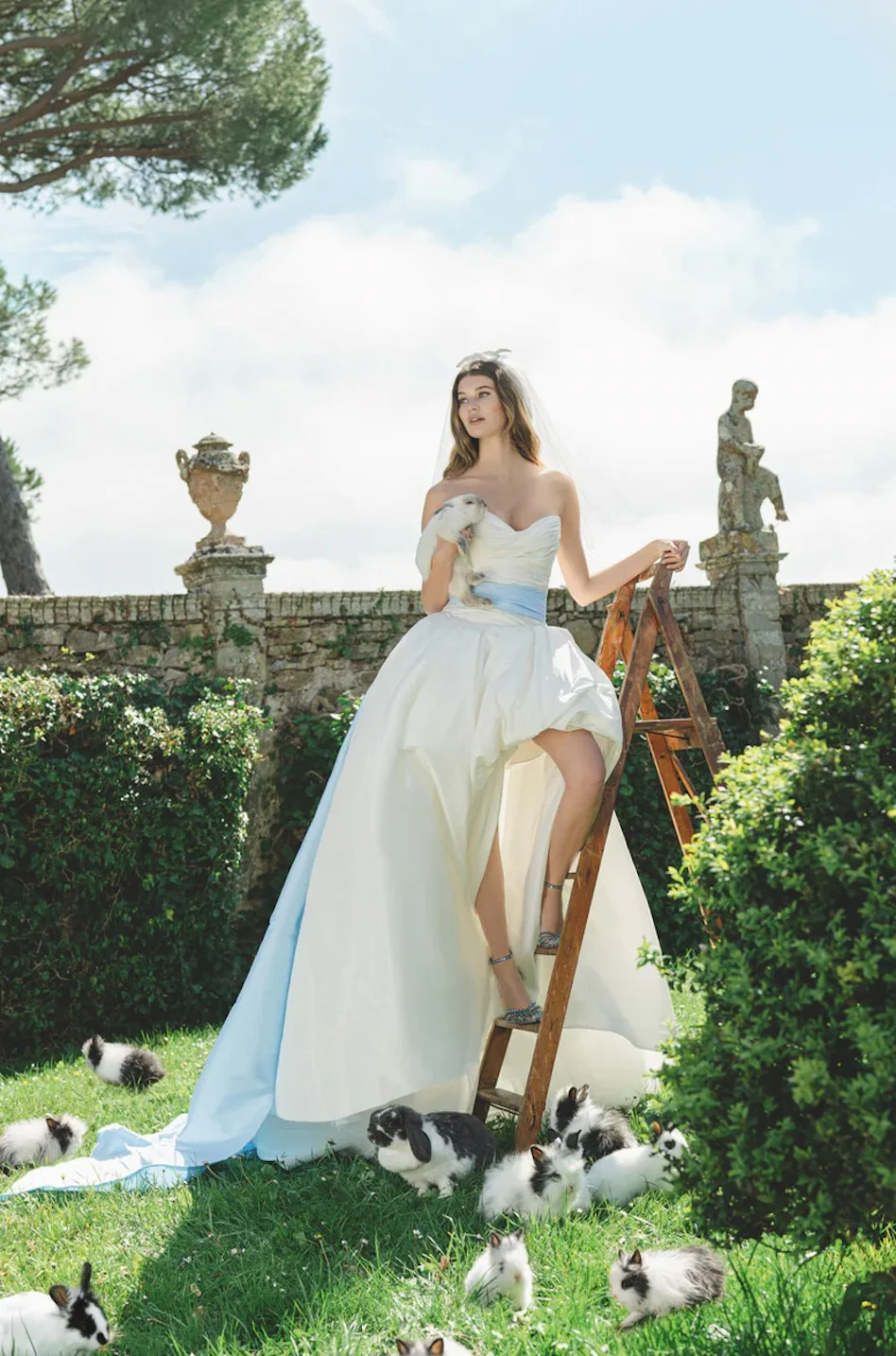 Tying The Knot In Style: Bridal Fashion's Top Trends