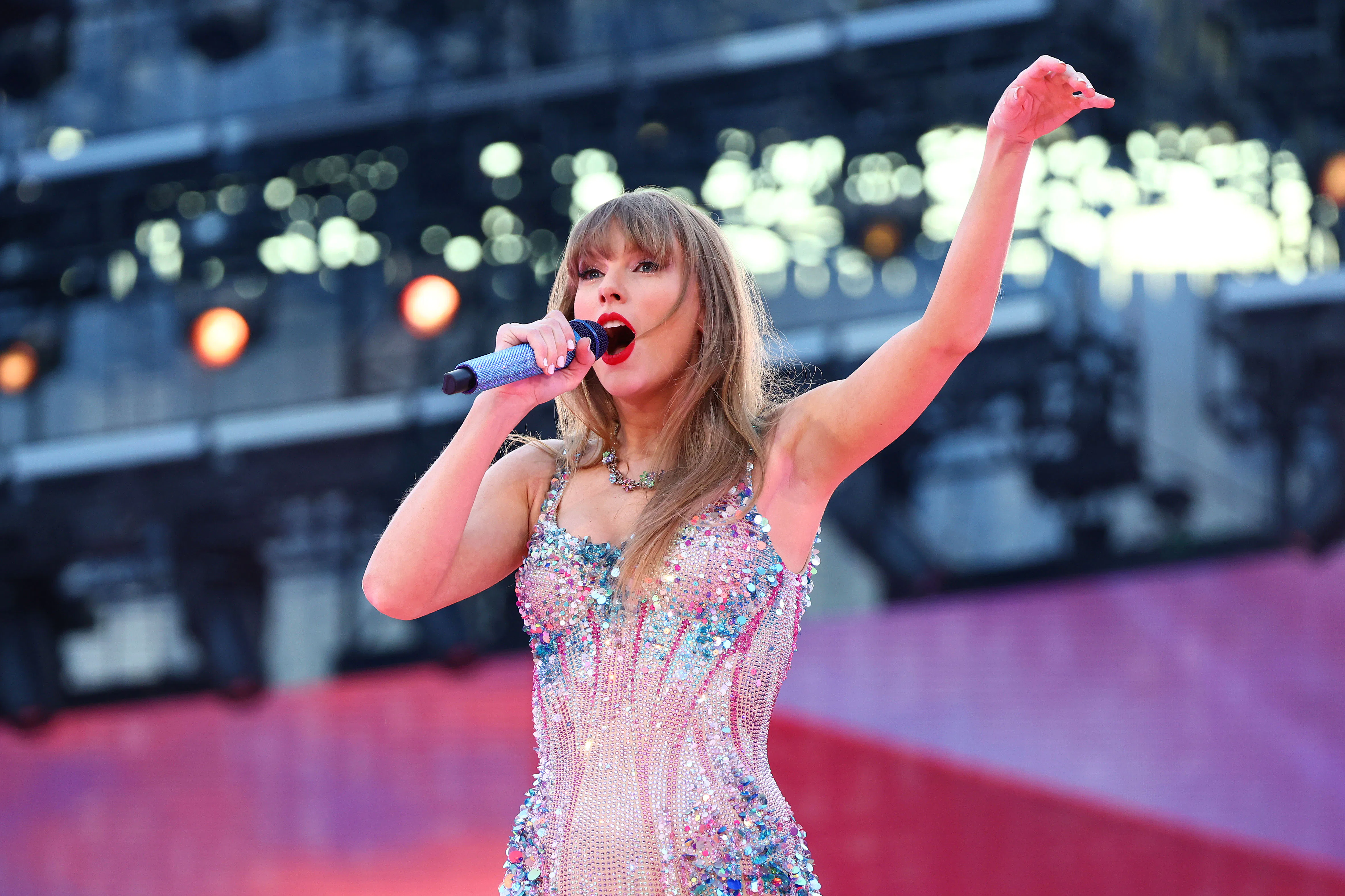 11 Taylor Swift Baby Names Inspired By All Her Eras