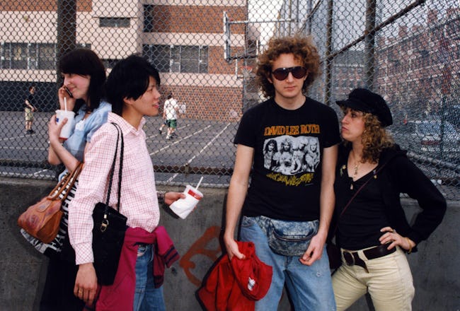 Early-Aughts Party Pics Of Paris Hilton, Scarlett Johansson