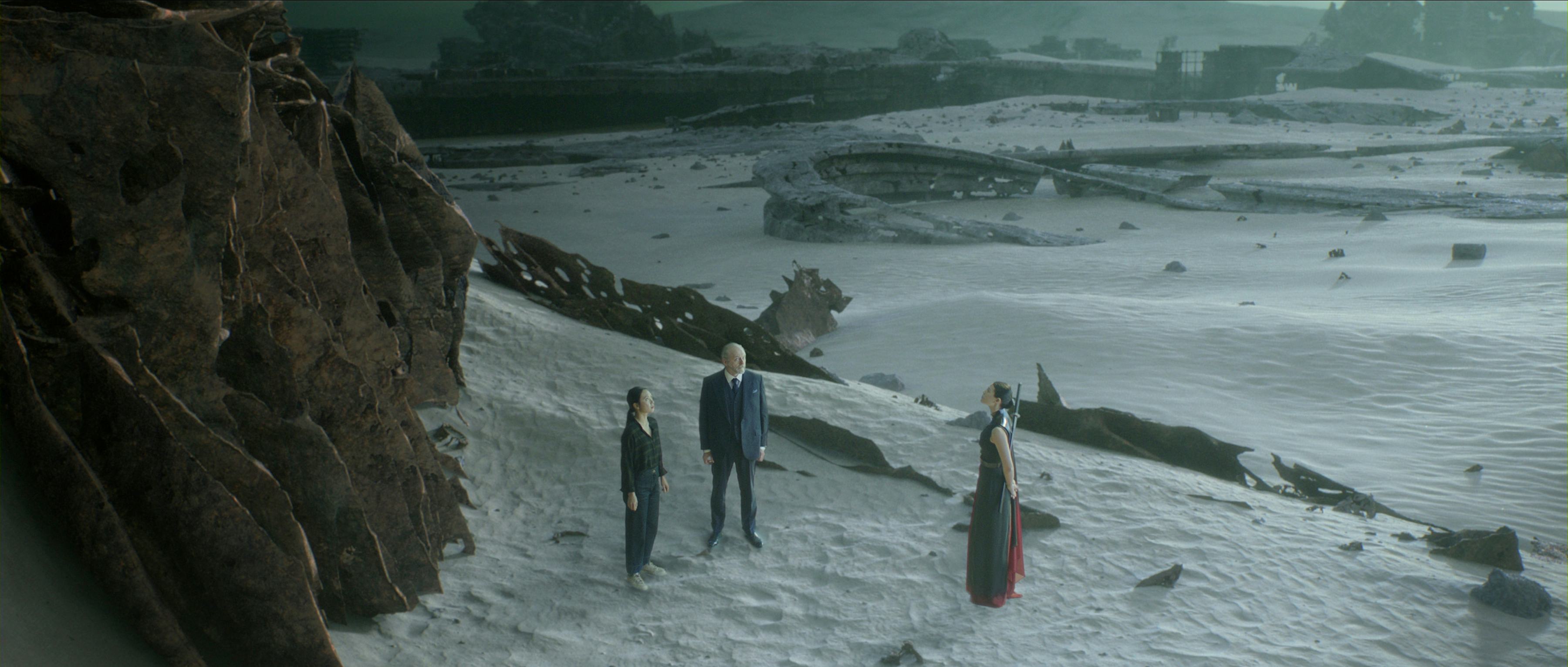 Netflix's #1 Sci-Fi Show Has A Massive Challenge For Season 2