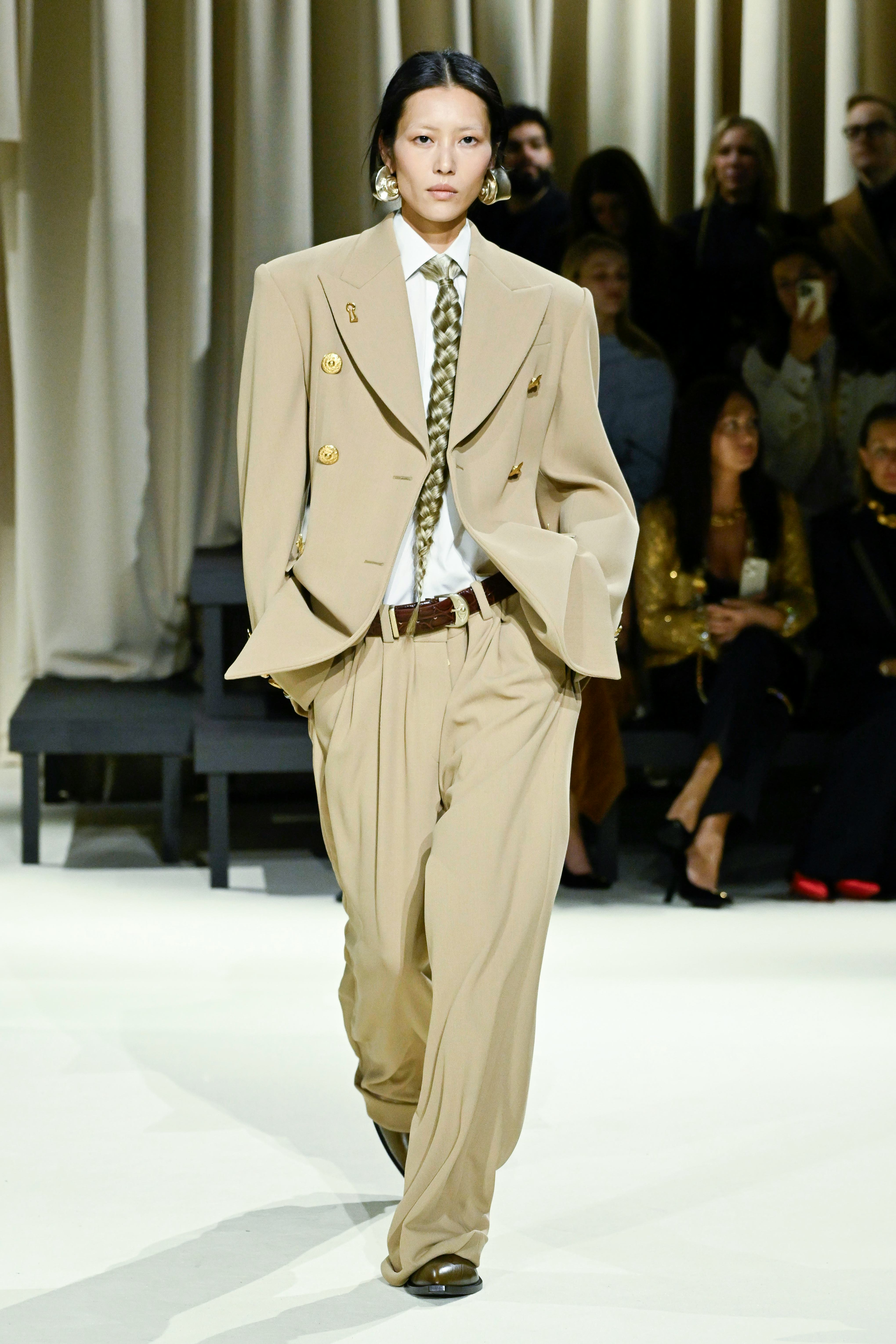 Fall 2024 Accessory Trends: The Best Styles From the Runway