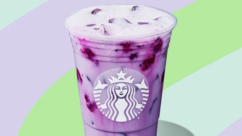 I Tried Starbucks' Iced Lavender Oatmilk Chill (FYI, It's Limited)