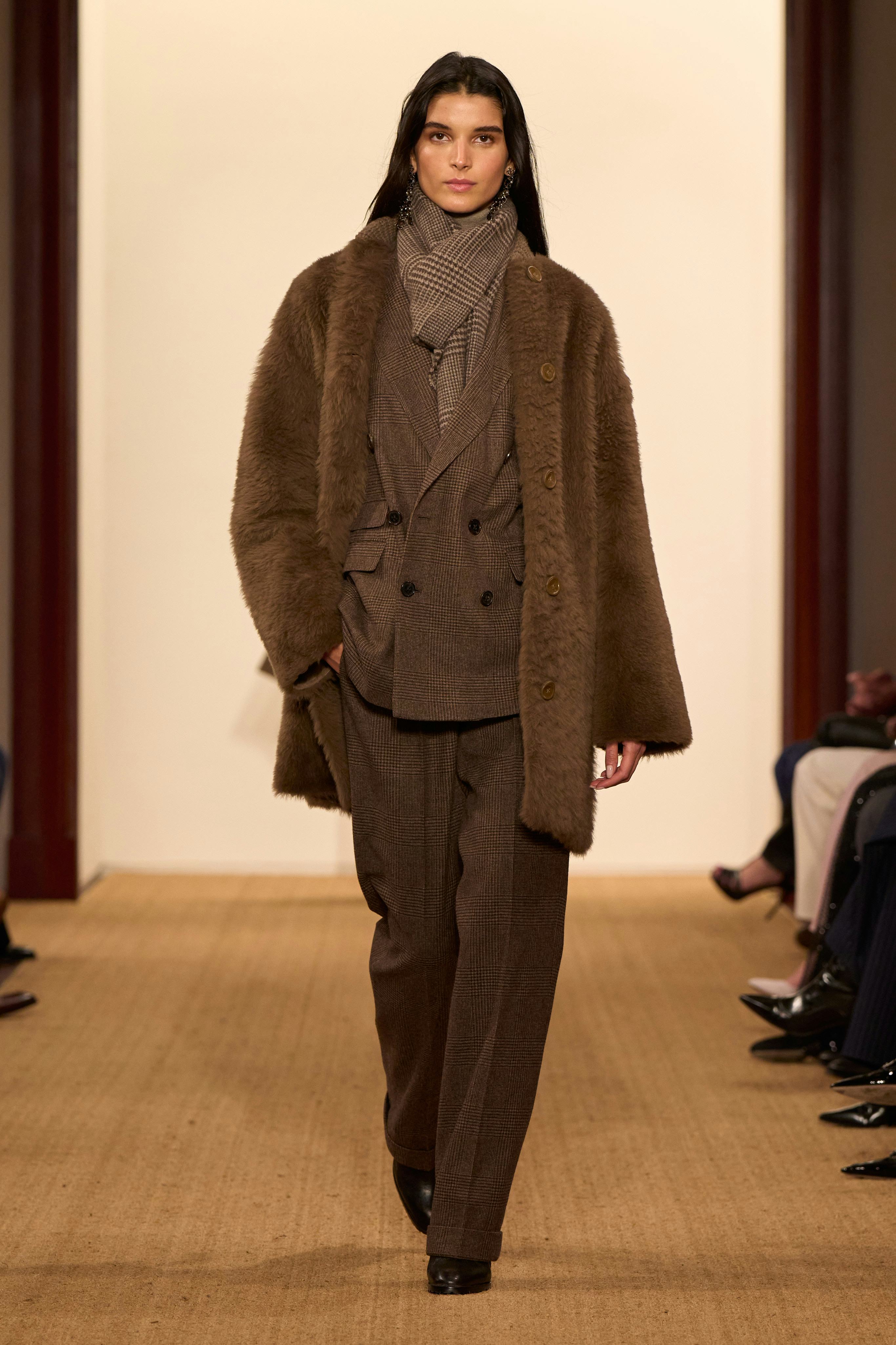 Ralph Lauren Embraces Classic Glamour For His Fall/Holiday 2024 Show in ...