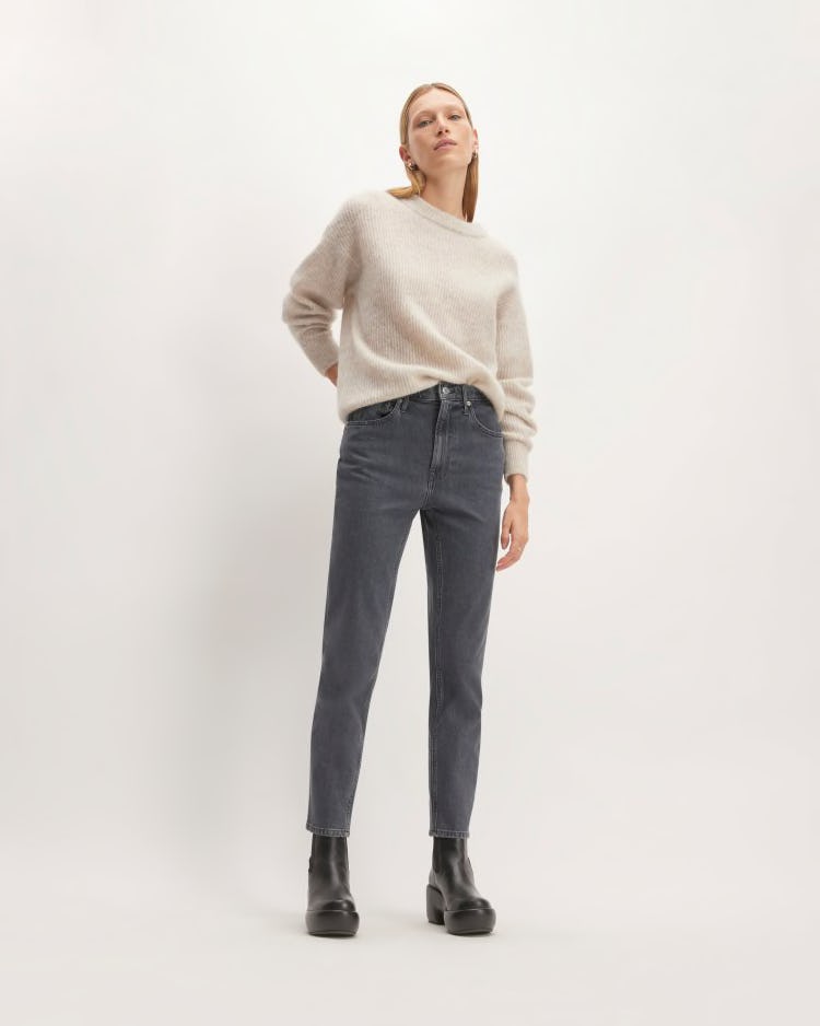10 Grey Jeans That'll Convince You To Give The Trend Another Chance