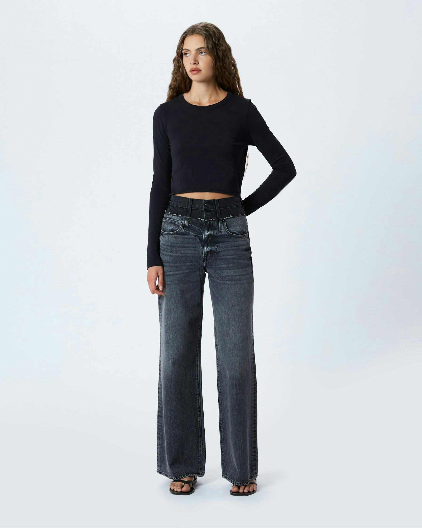 10 Grey Jeans That'll Convince You To Give The Trend Another Chance