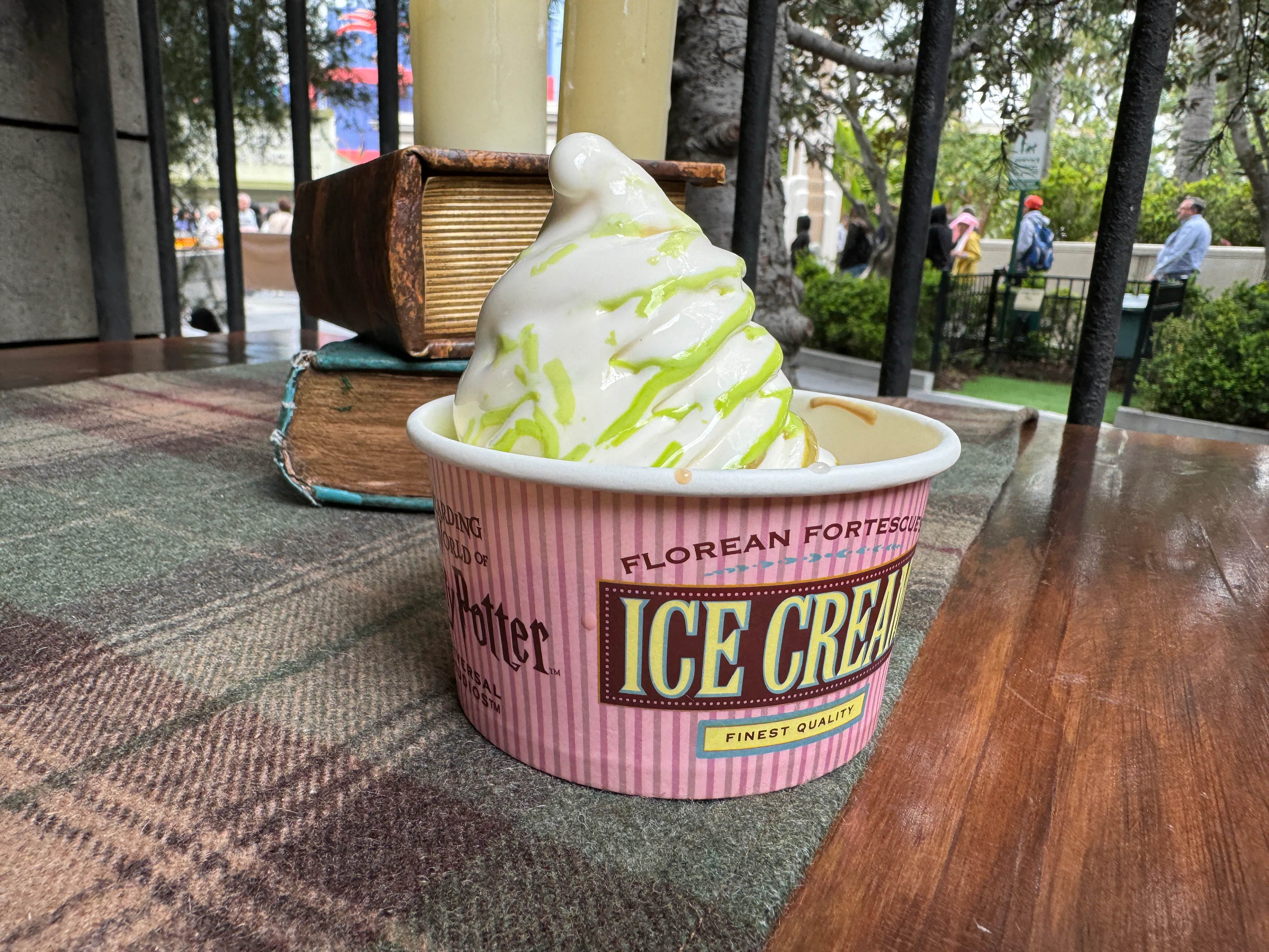 Every 'Harry Potter' Ice Cream Flavor At Universal Studios, Ranked